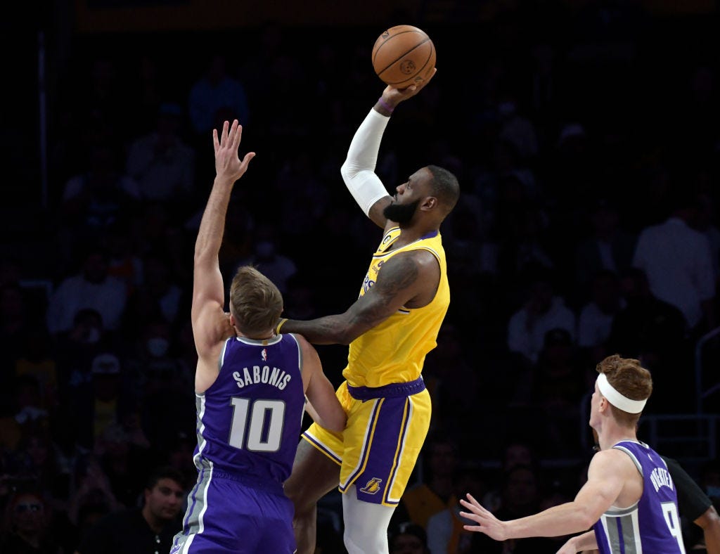 What I Think About LeBron Breaking My NBA Scoring Record