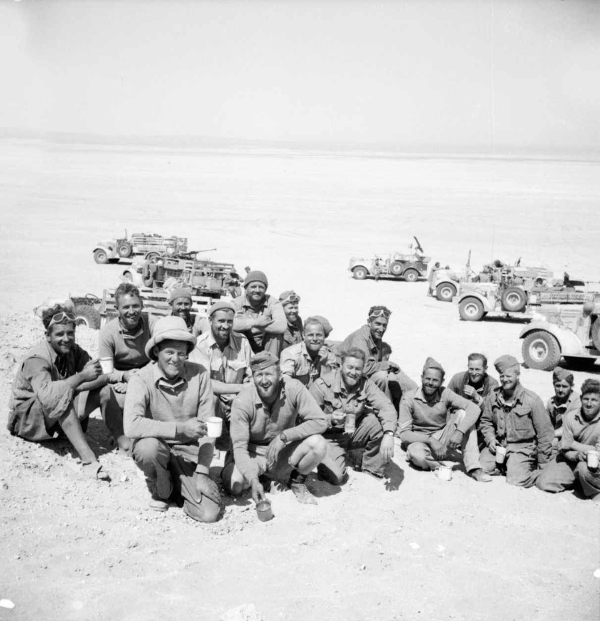 The Long Range Desert Group - by Martin Cherrett