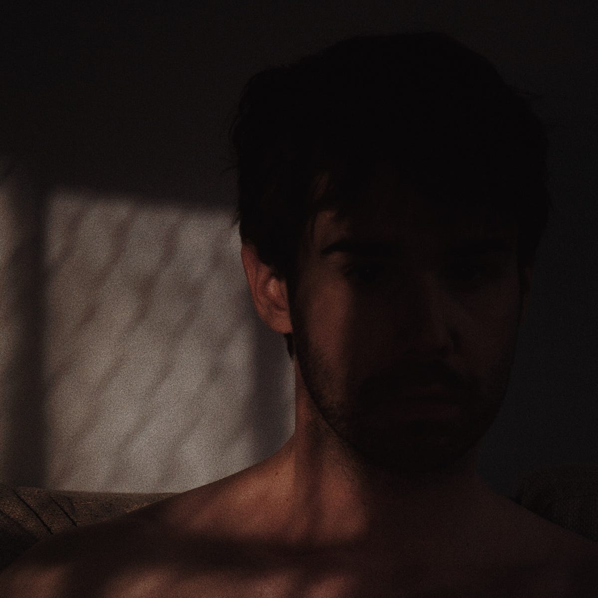 Matthew Connor casts a spectral tone on the unsettling ‘Don’t Wait Up’