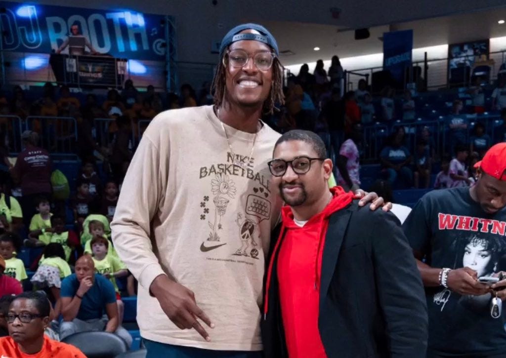 Myles Turner sits courtside at WNBA game, supports former Pacers ...