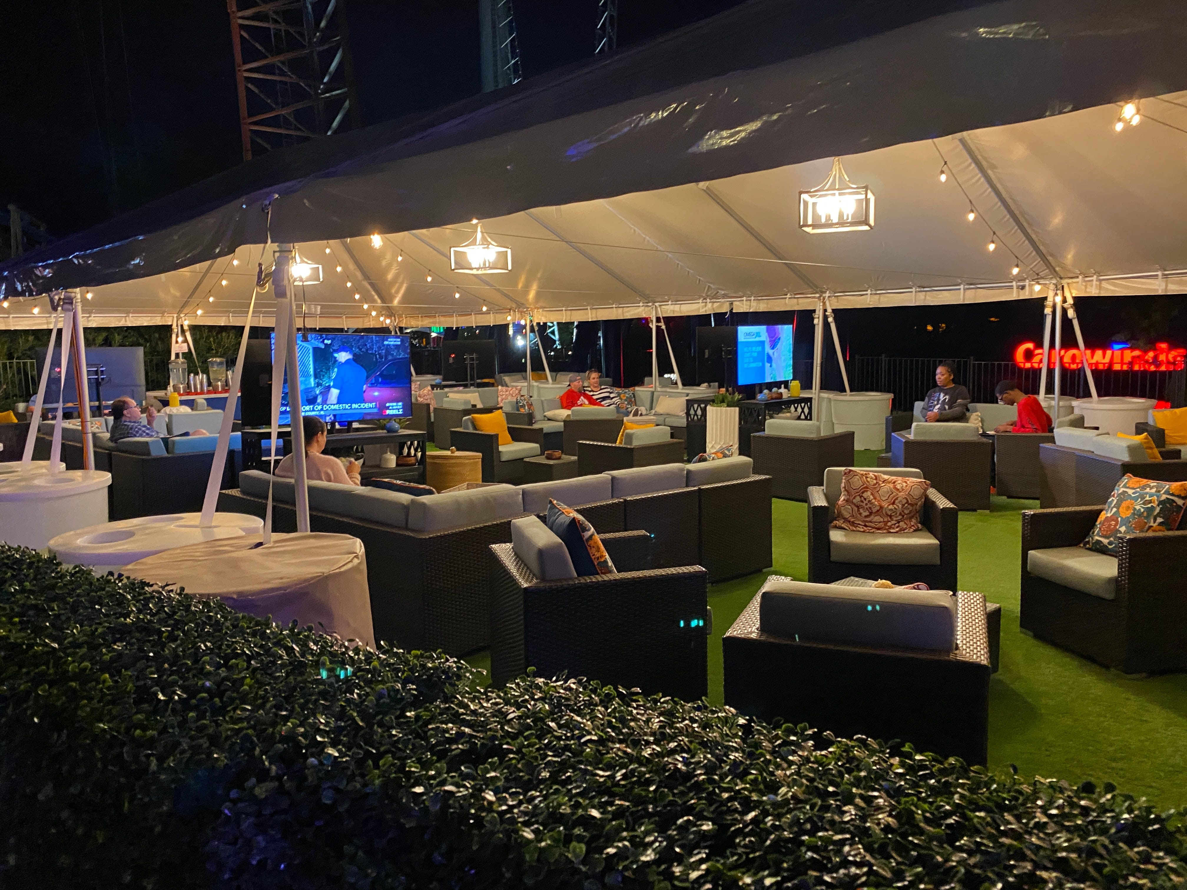 A mom endures Scarowinds - The Charlotte Ledger