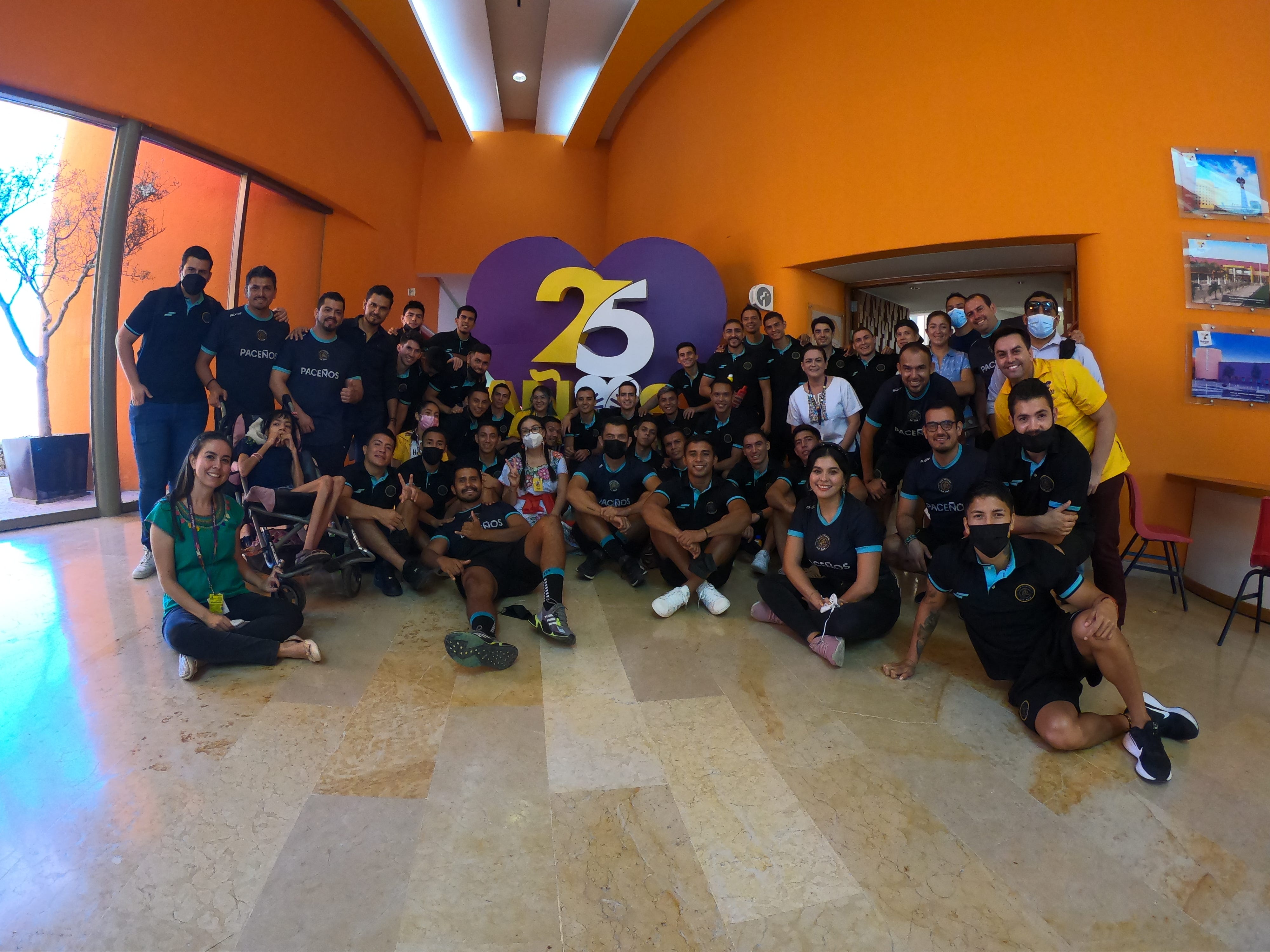 Atlético La Paz visitó el CRIT Teletón de Baja California Sur