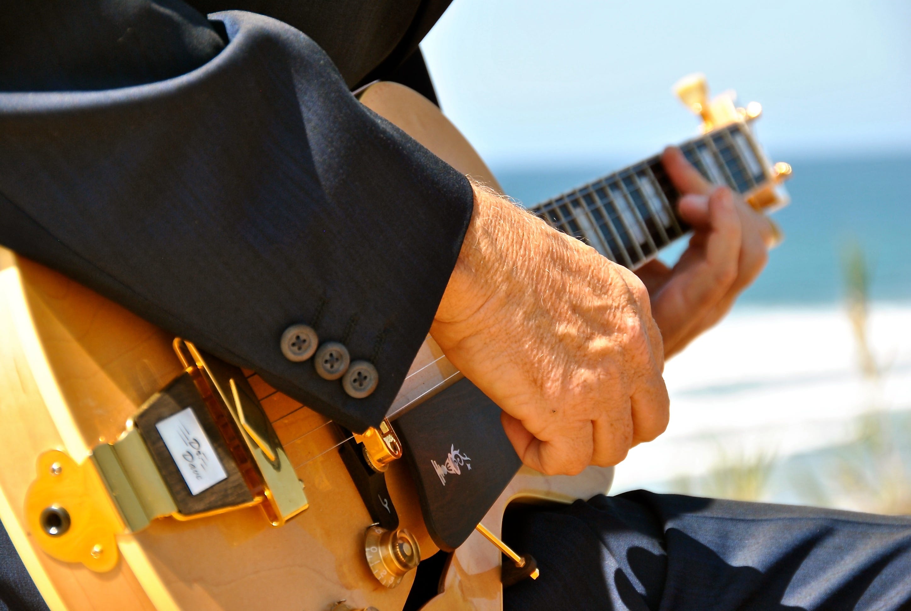 Dr. Dave and His HouseCall Band Administer Contemporary Jazz Tonic for ...