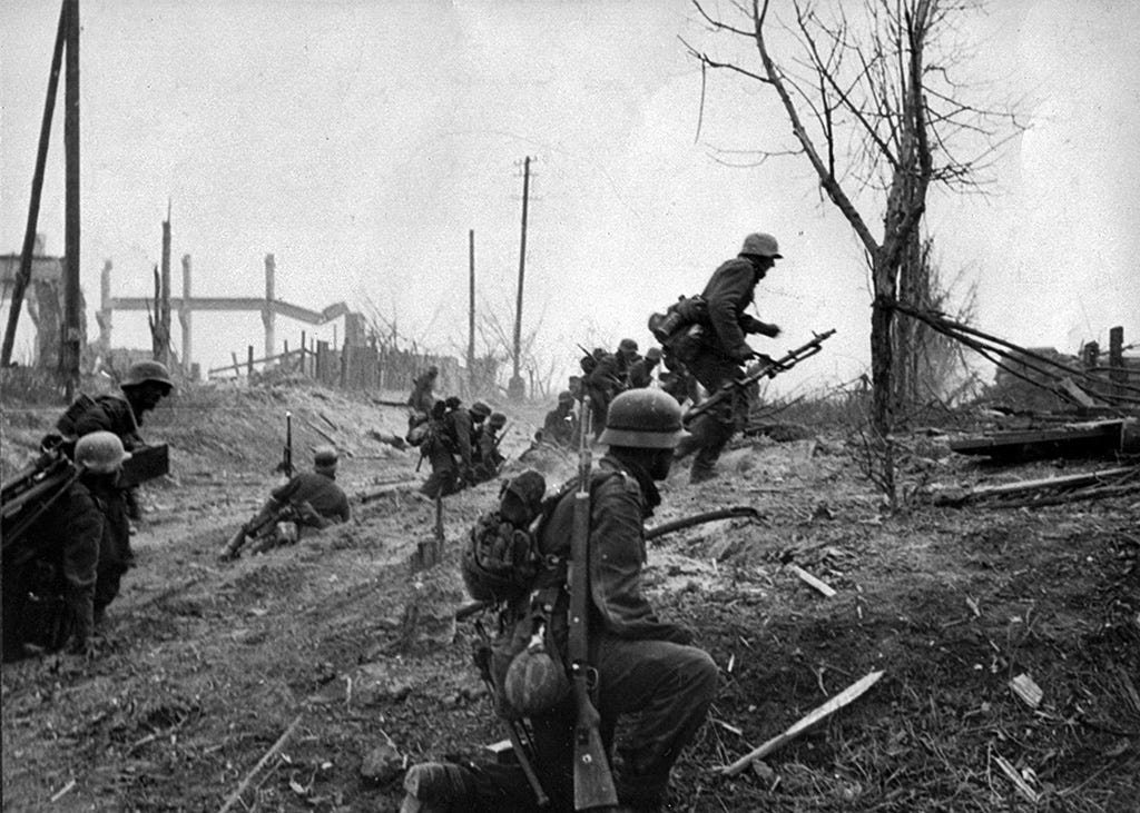 The struggle for the Tractor Factory in pictures