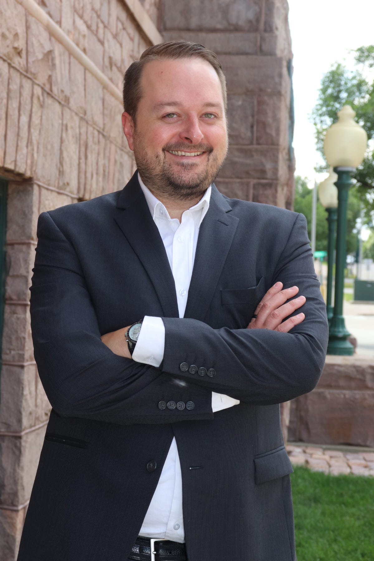 Newcomers vie to become Minnehaha County auditor