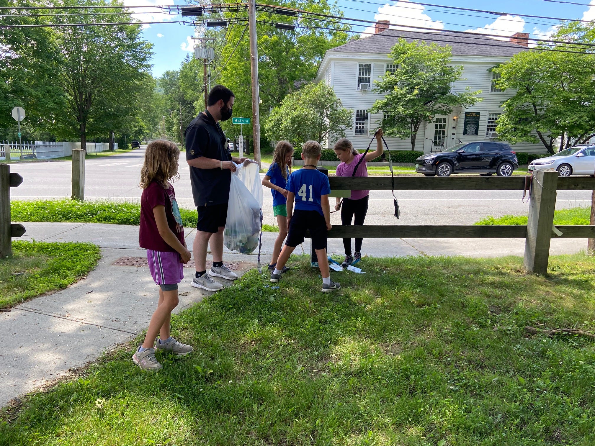 Marion Cross school 3rd graders give back