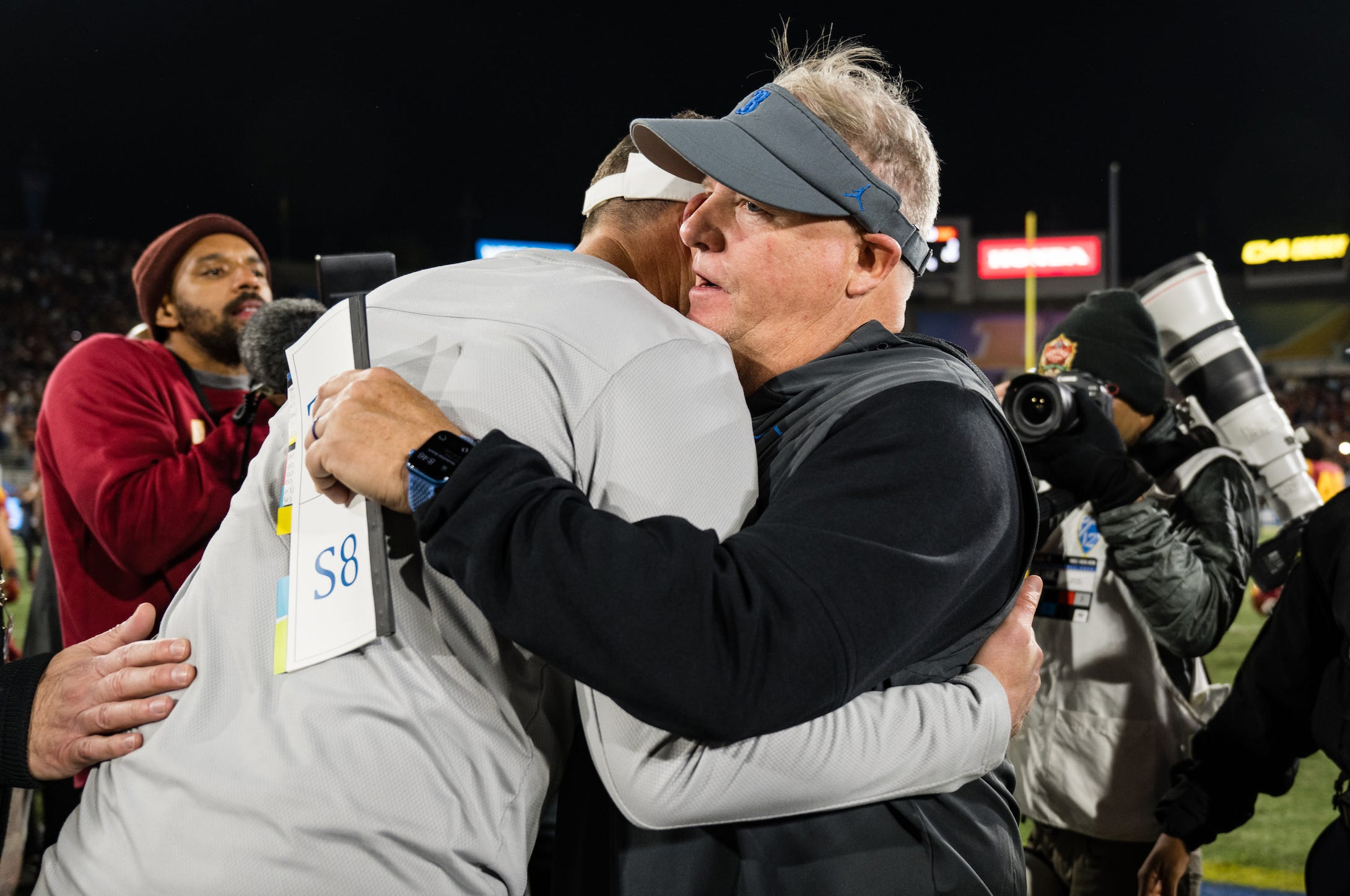 Canzano: A dive on the cost of winning football