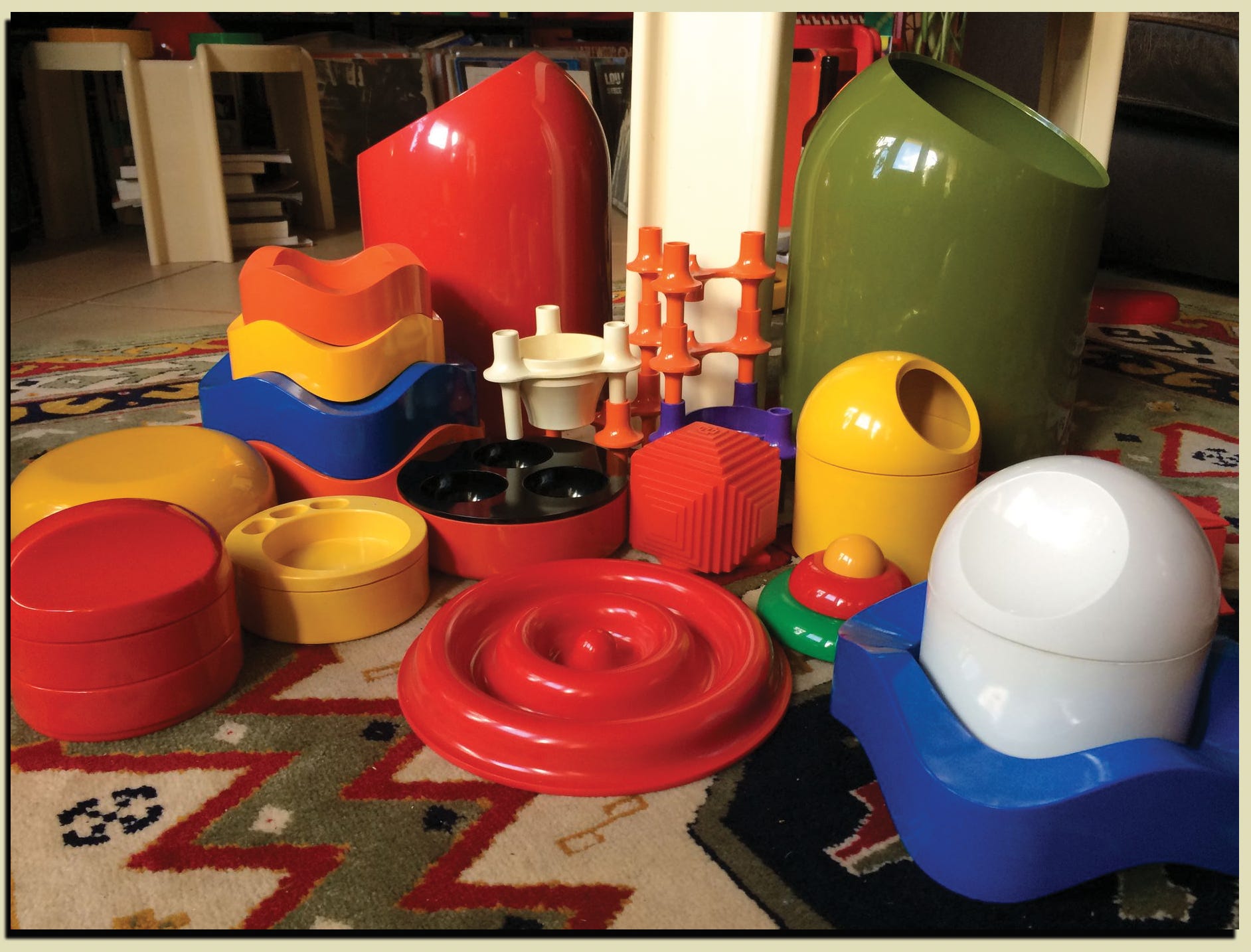 Cool beautiful murderous plastics - Blackbird Spyplane