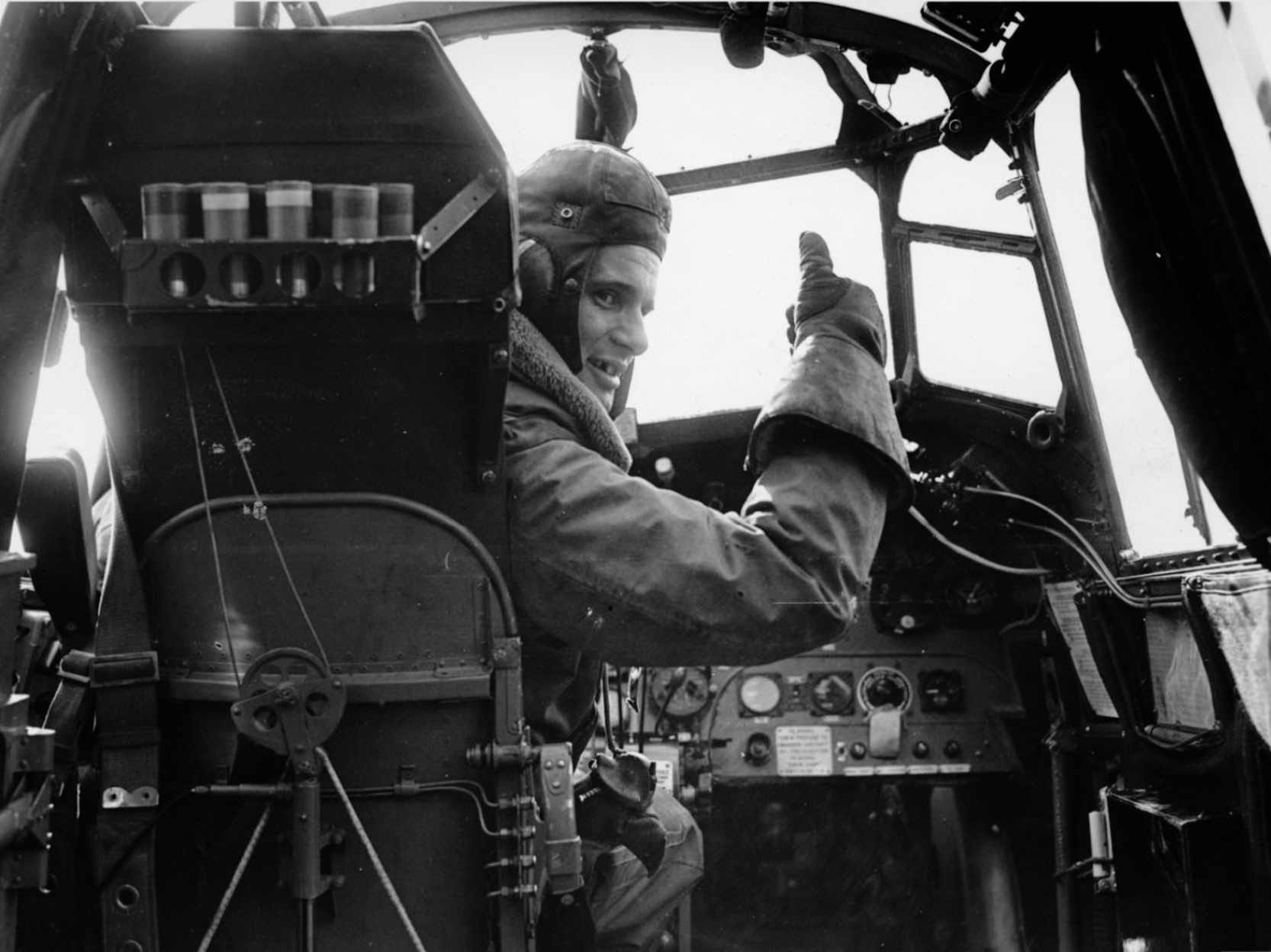 Bomber Command target Hanover - by Editor