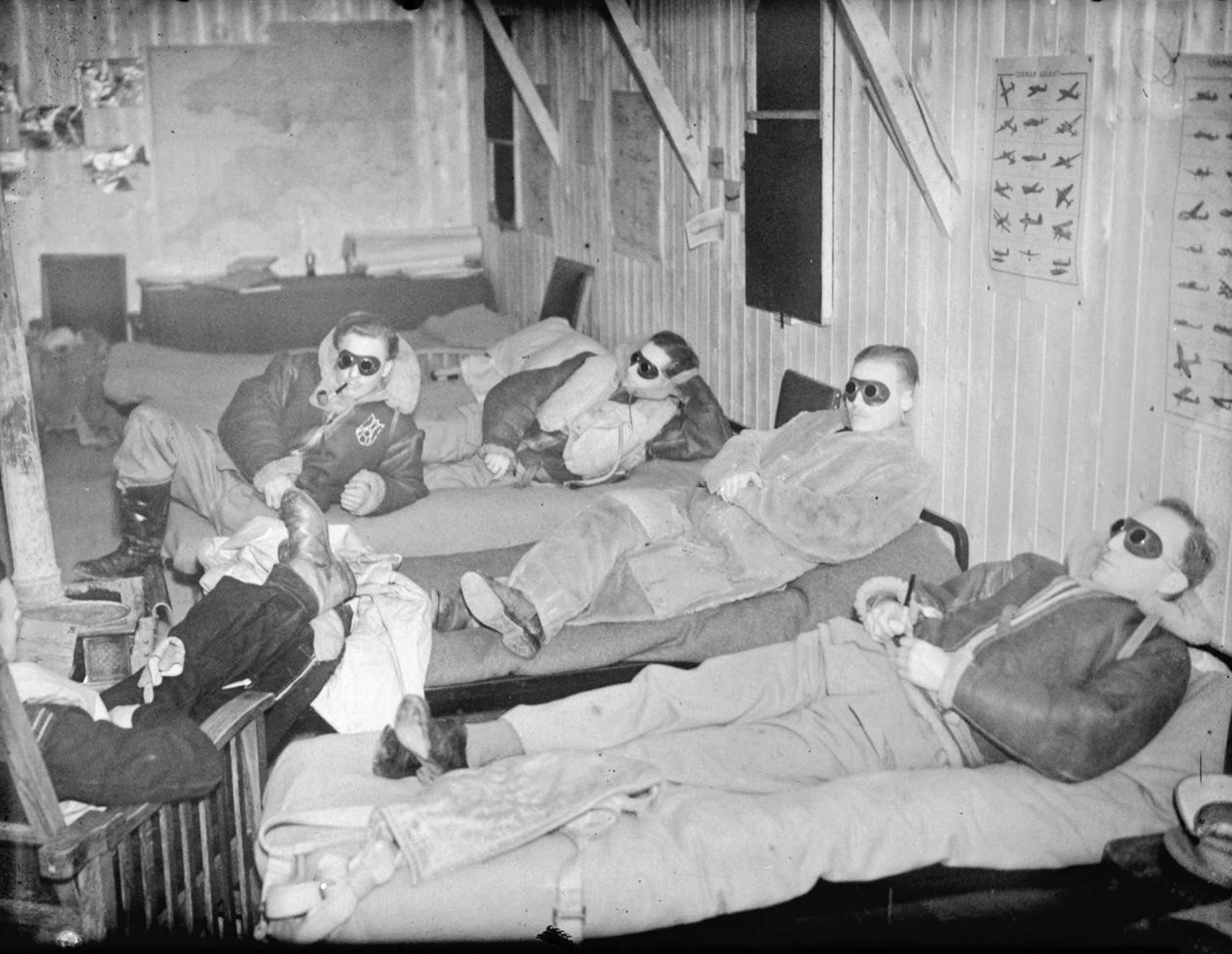 Blind-flying duel over southern England