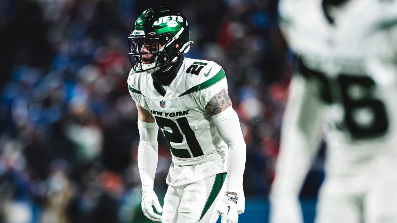 Let's talk about Ashtyn Davis - by David Wyatt-Hupton