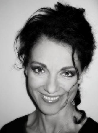 VISSZAPILLANTÓ: Interjú a Holnap Magazinban, 2013. szeptember