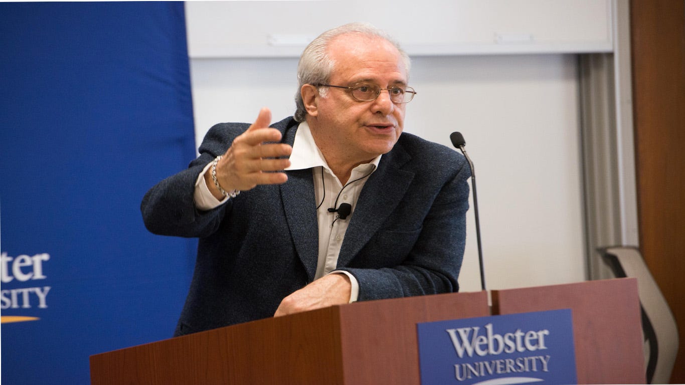 Economist/Professor Dr. Richard Wolff's important message on Inflation ...