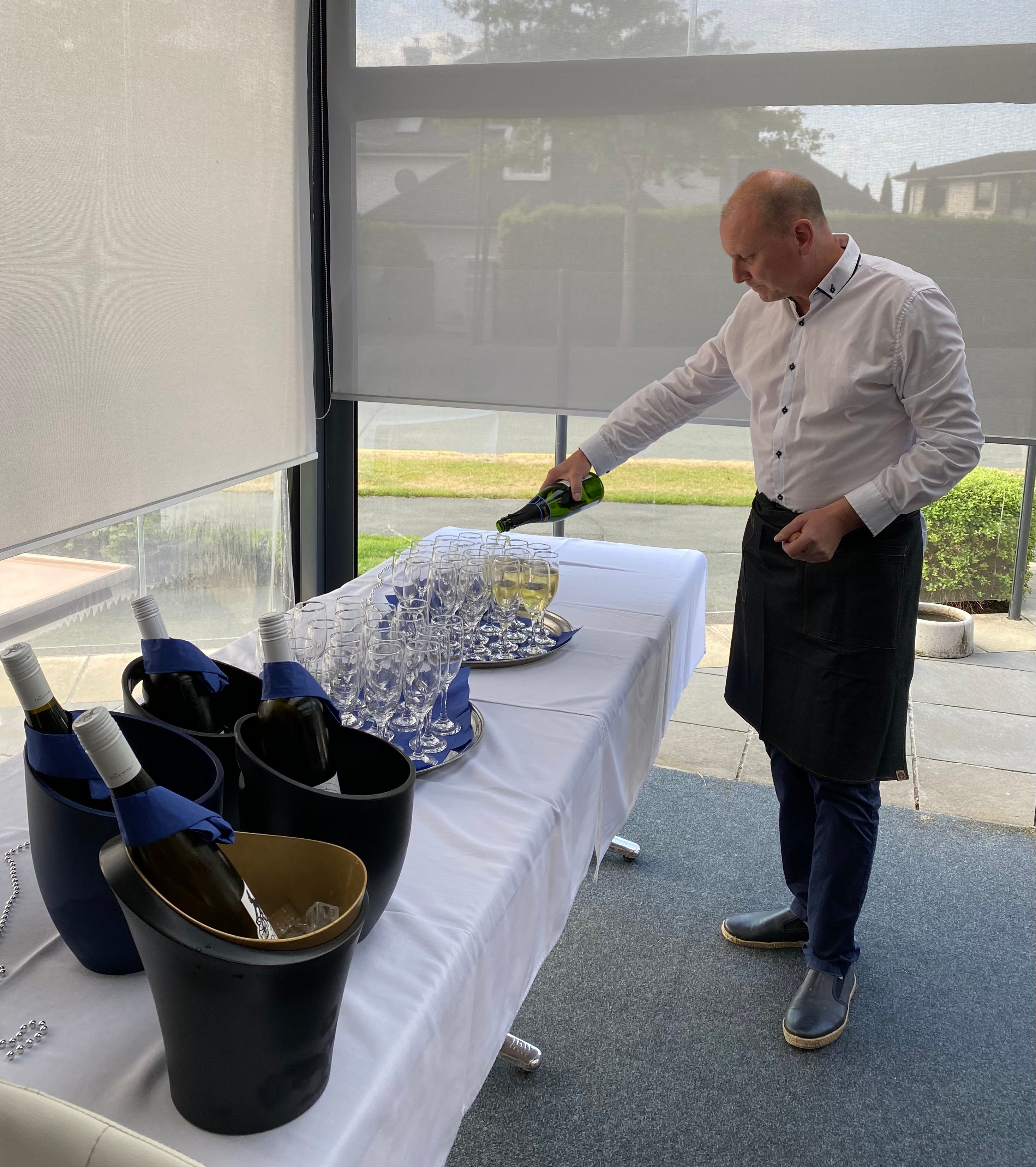 CU STRACHINA LA PSIHOLOG - by Sergiu Toader