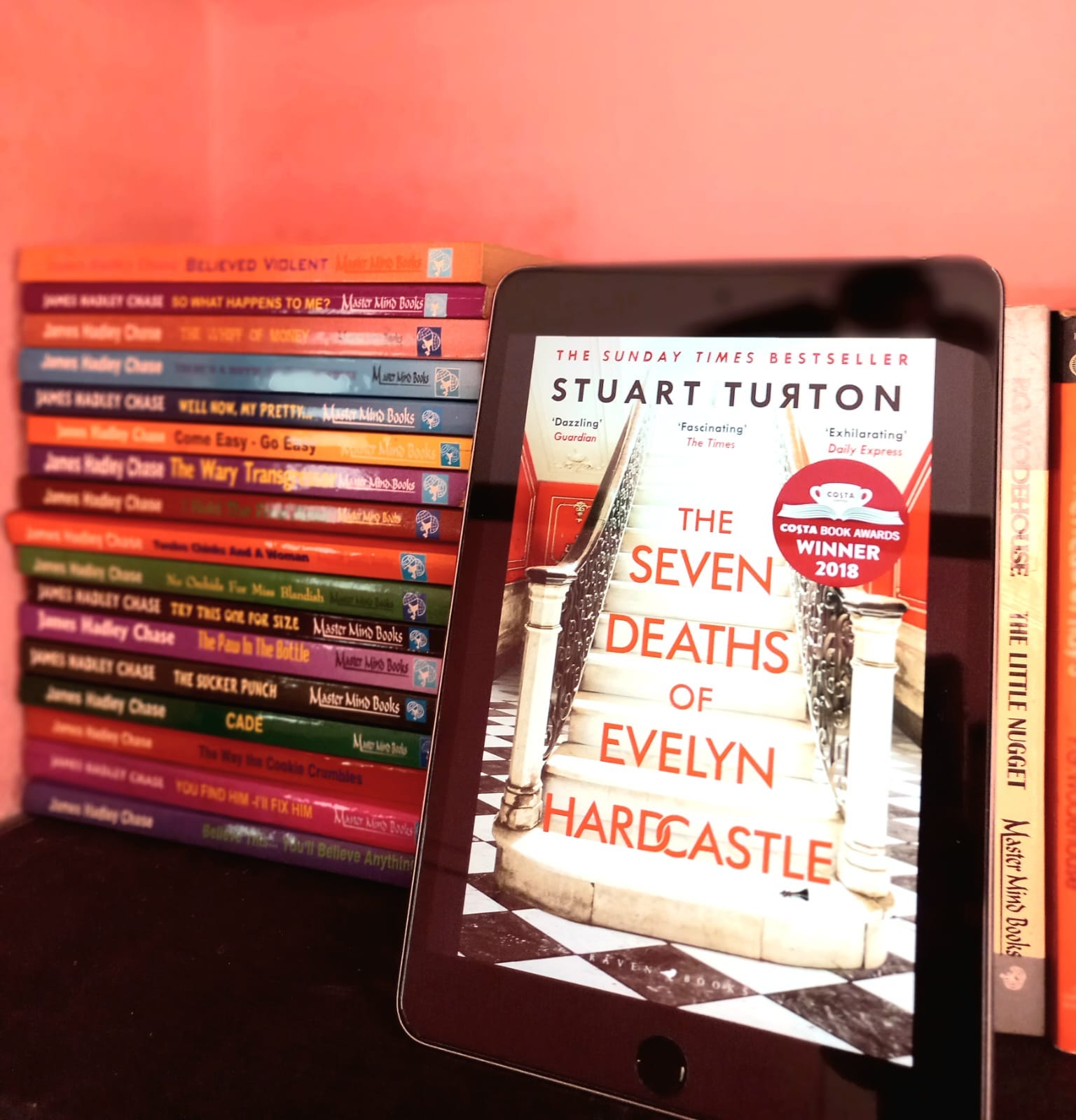 Book Review : The Seven Deaths of Evelyn Hardcastle - Stuart Turton