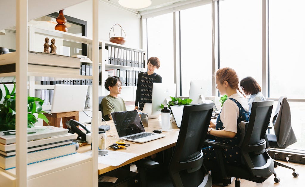 Episode 101: Scaling Data Engineering, Building Data Teams, and Managed Data Stack with Tarush ...