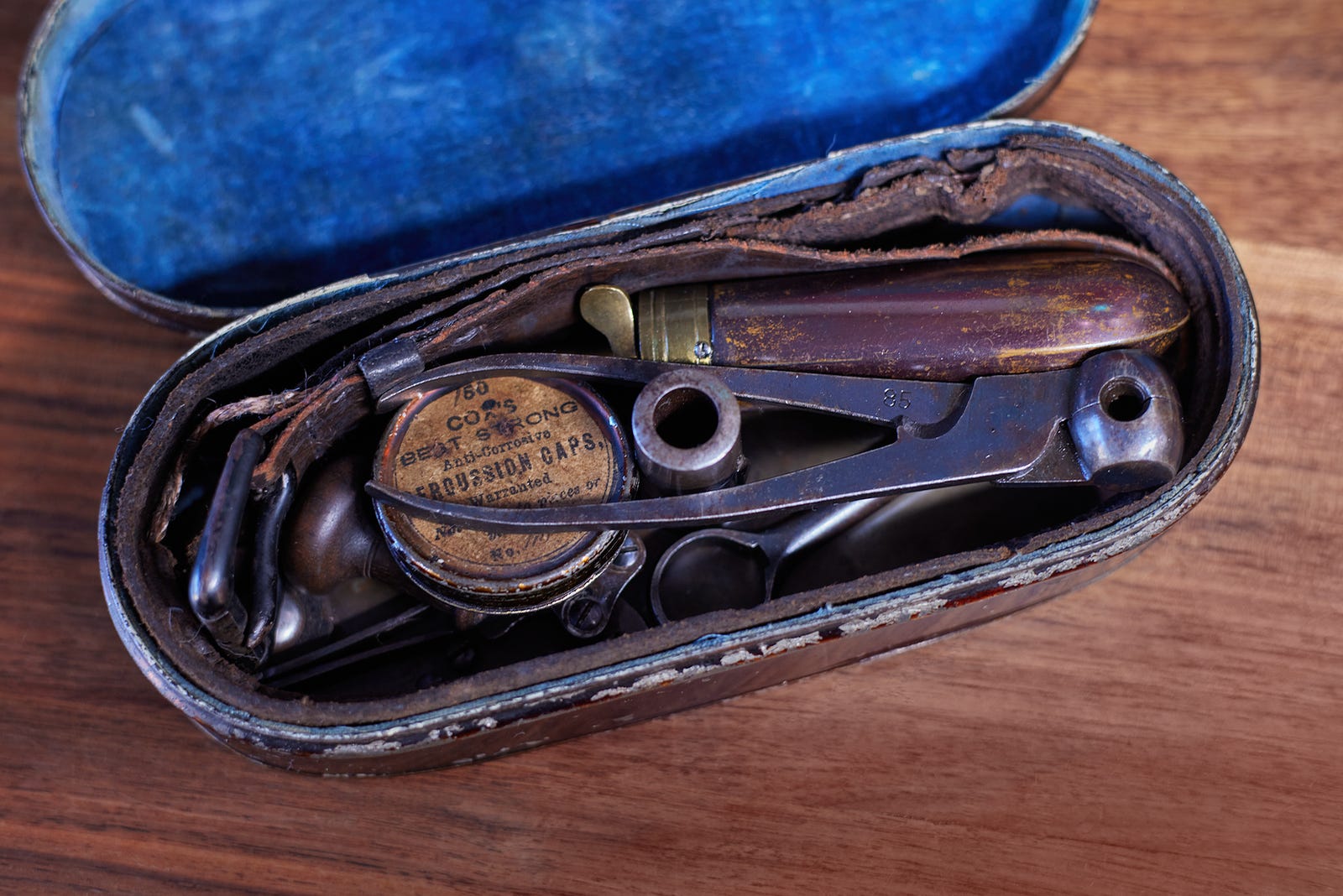 Random objects: Ball's patent anti-garrotter