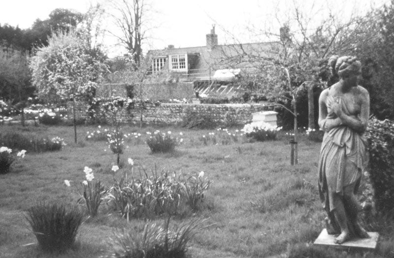 Virginia Woolf: A Home of One's Own