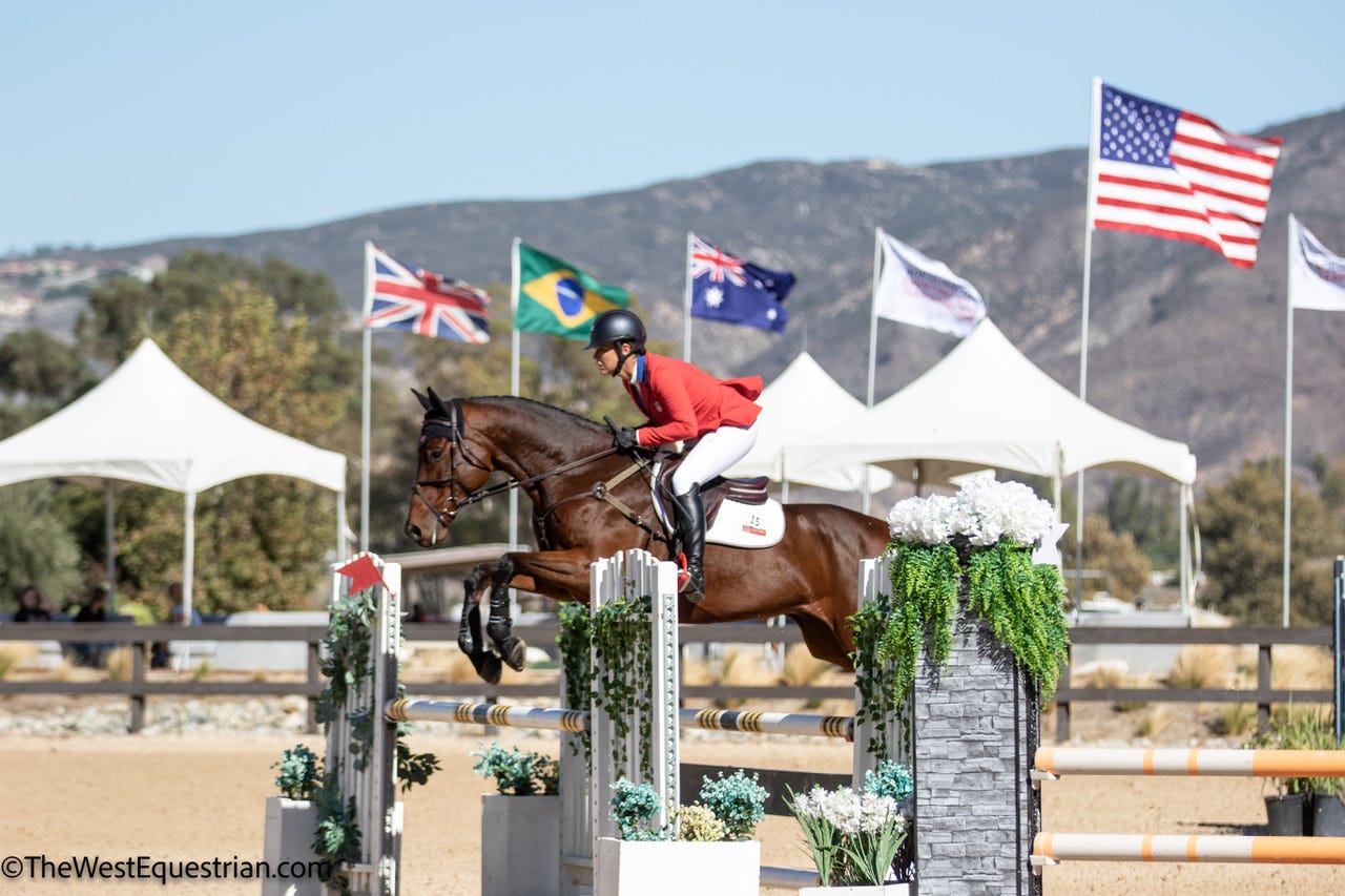 Alexandra MacLeod Wins CCI4*-L at Galway Downs