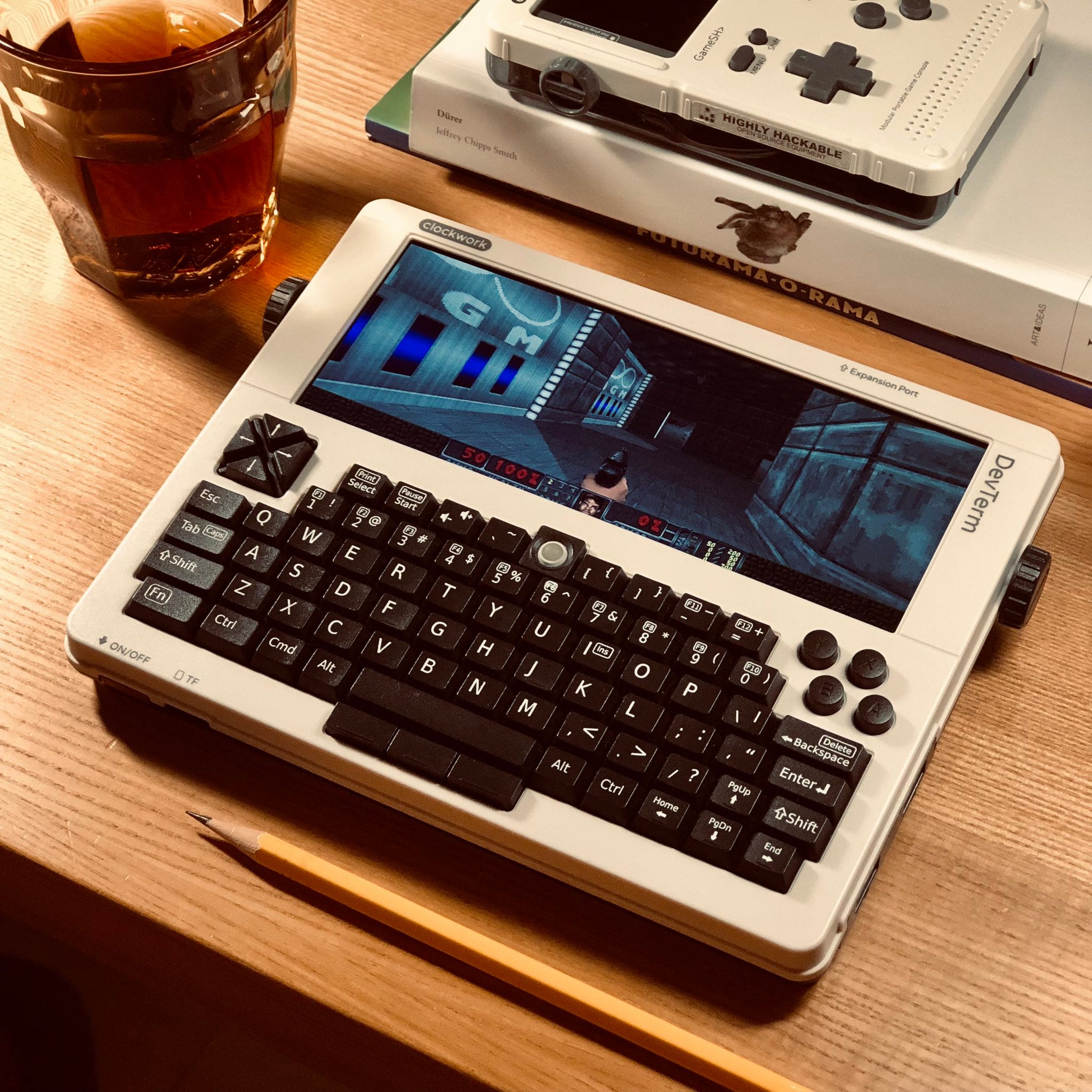 The DevTerm - the TRS80 Model 100 reincarnated