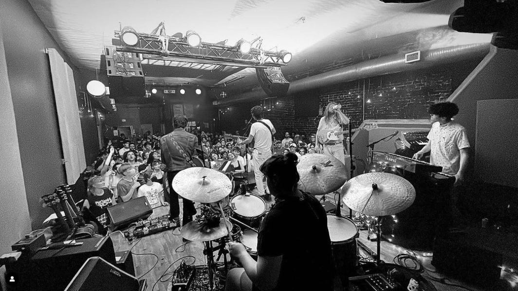 2022 Top 40 b/w Way Back - by Jacob Ewald