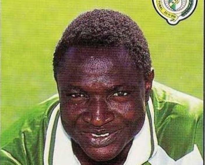 F80 (375): Yekini - António Tadeia