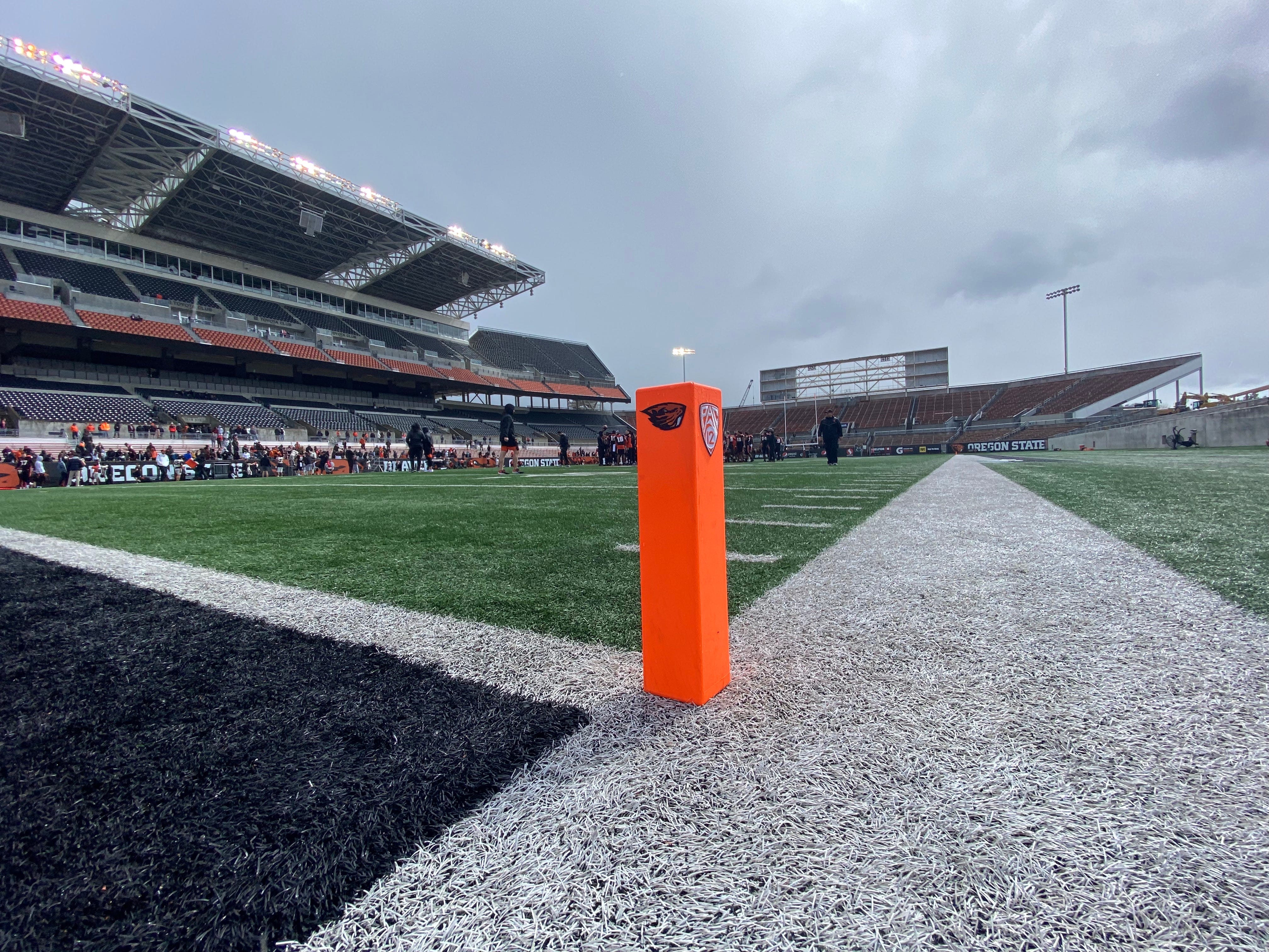 Canzano: Pac-12 officiating under a spring football microscope