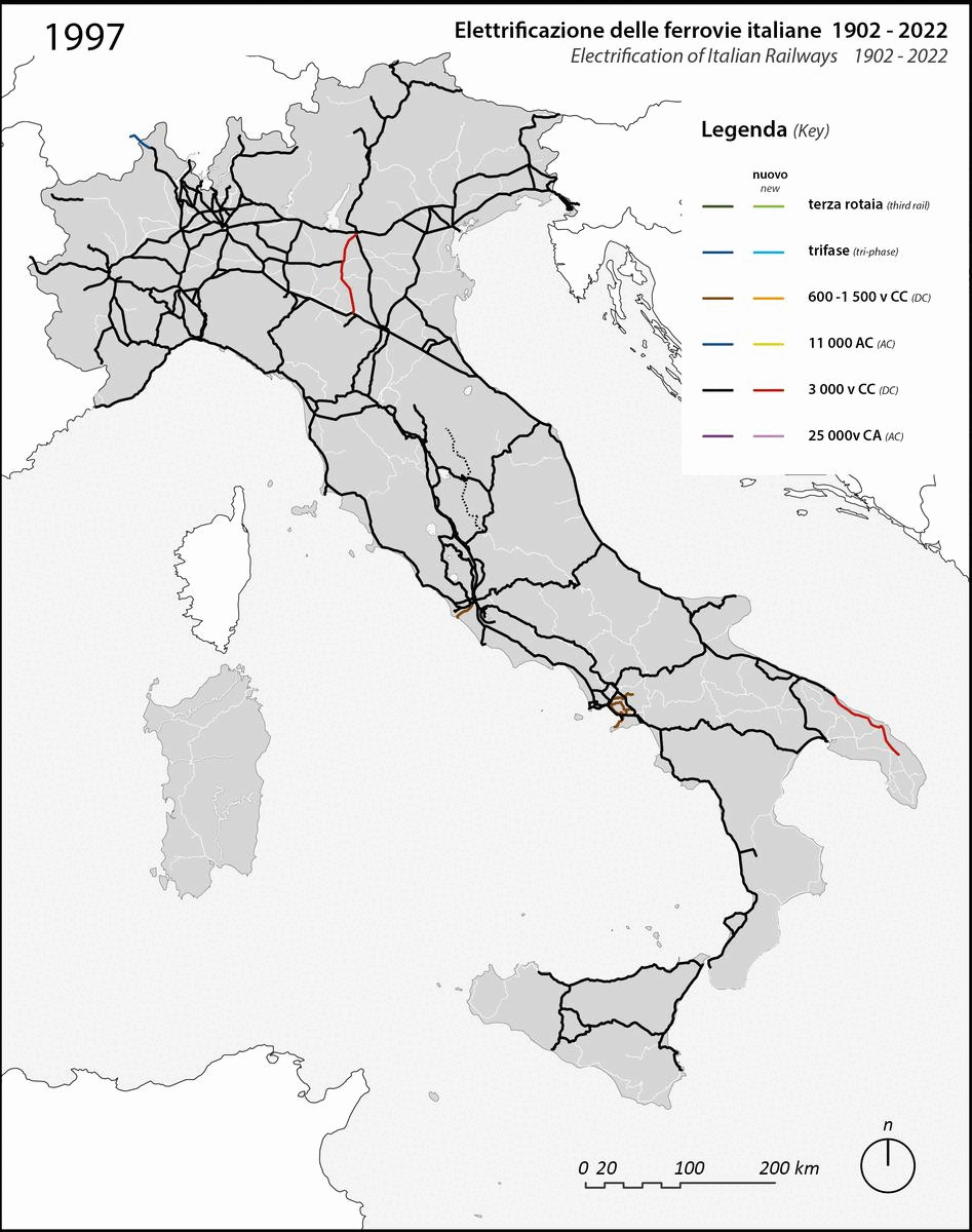 A brief visual history of rail electrification in Italy