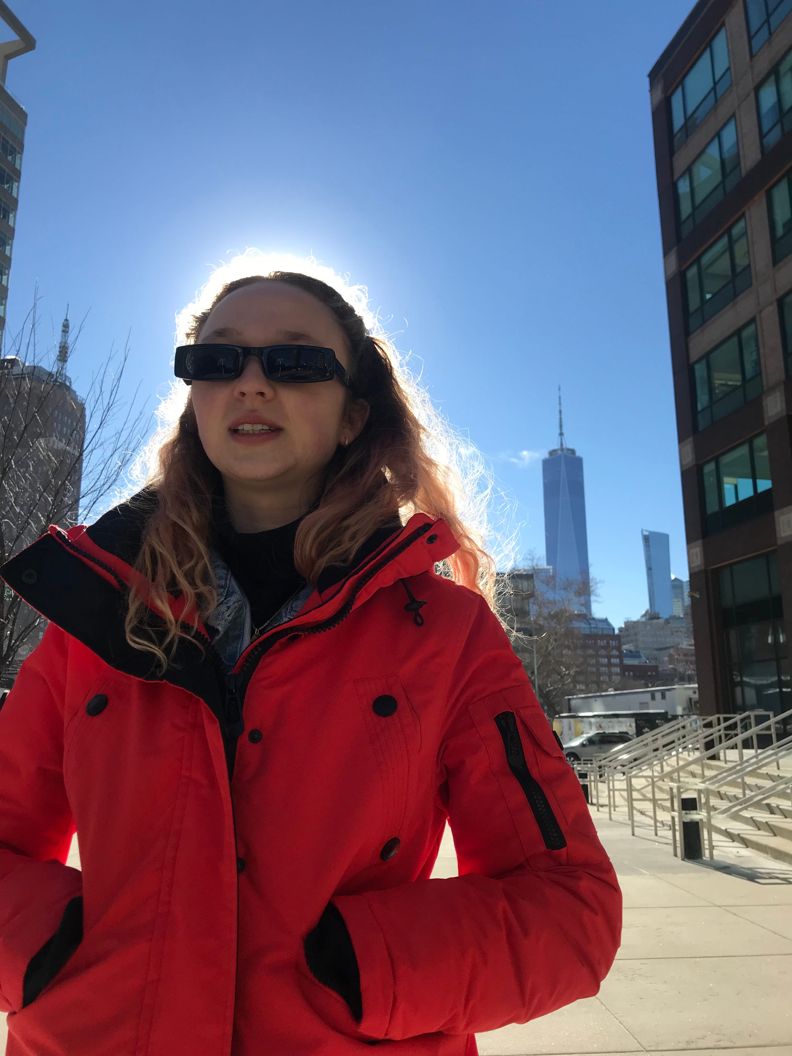 Facebook housing groups are fun hell - by Maria