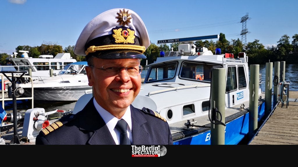 Wasserschutzpolizei Berlin: Nass werden gehört zum Job