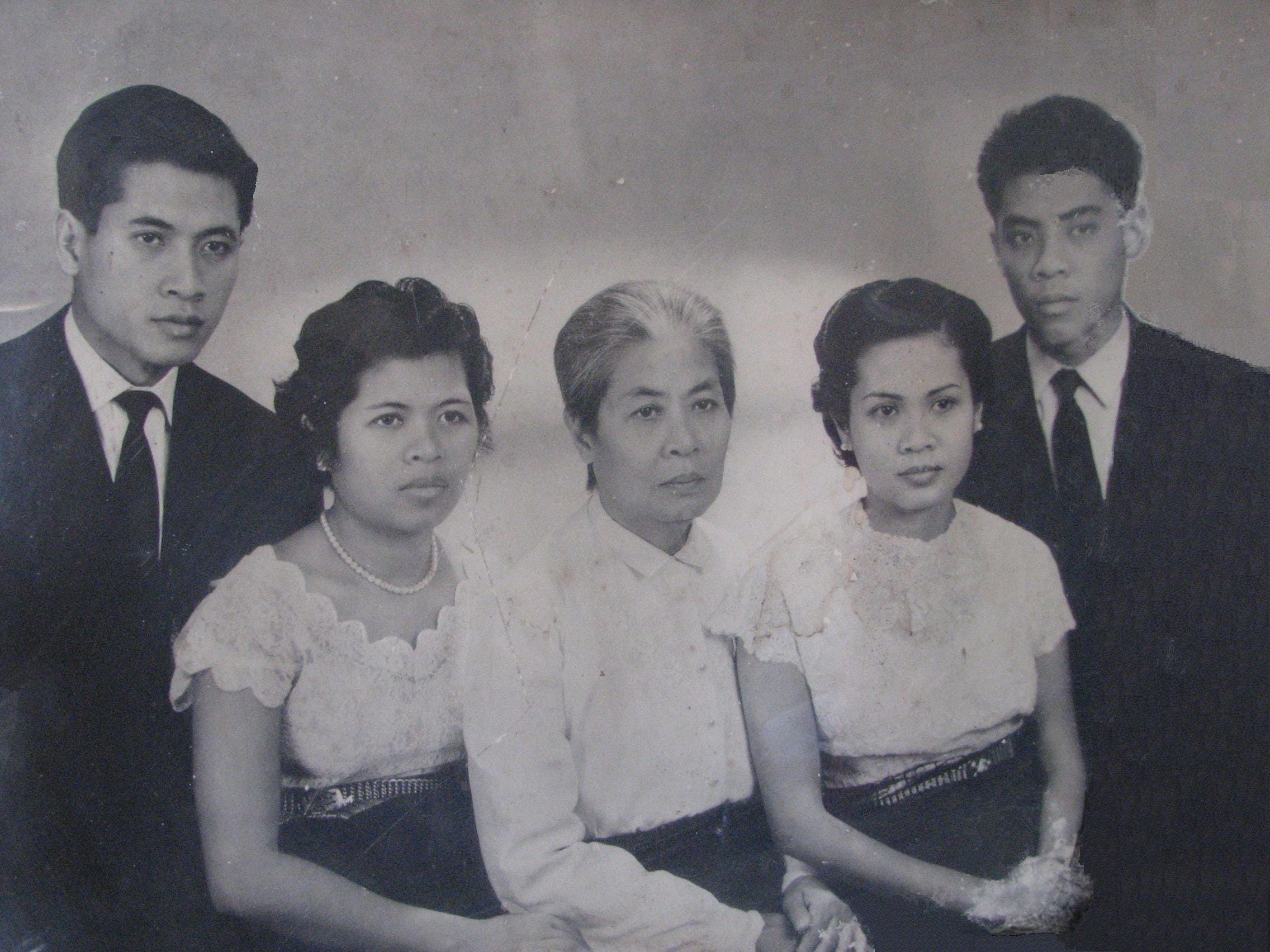 The Chan family - by Lili Sisombat