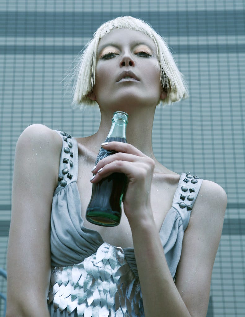 Cycle 1 Finale: "The Girl Who Becomes America's Next Top Model"