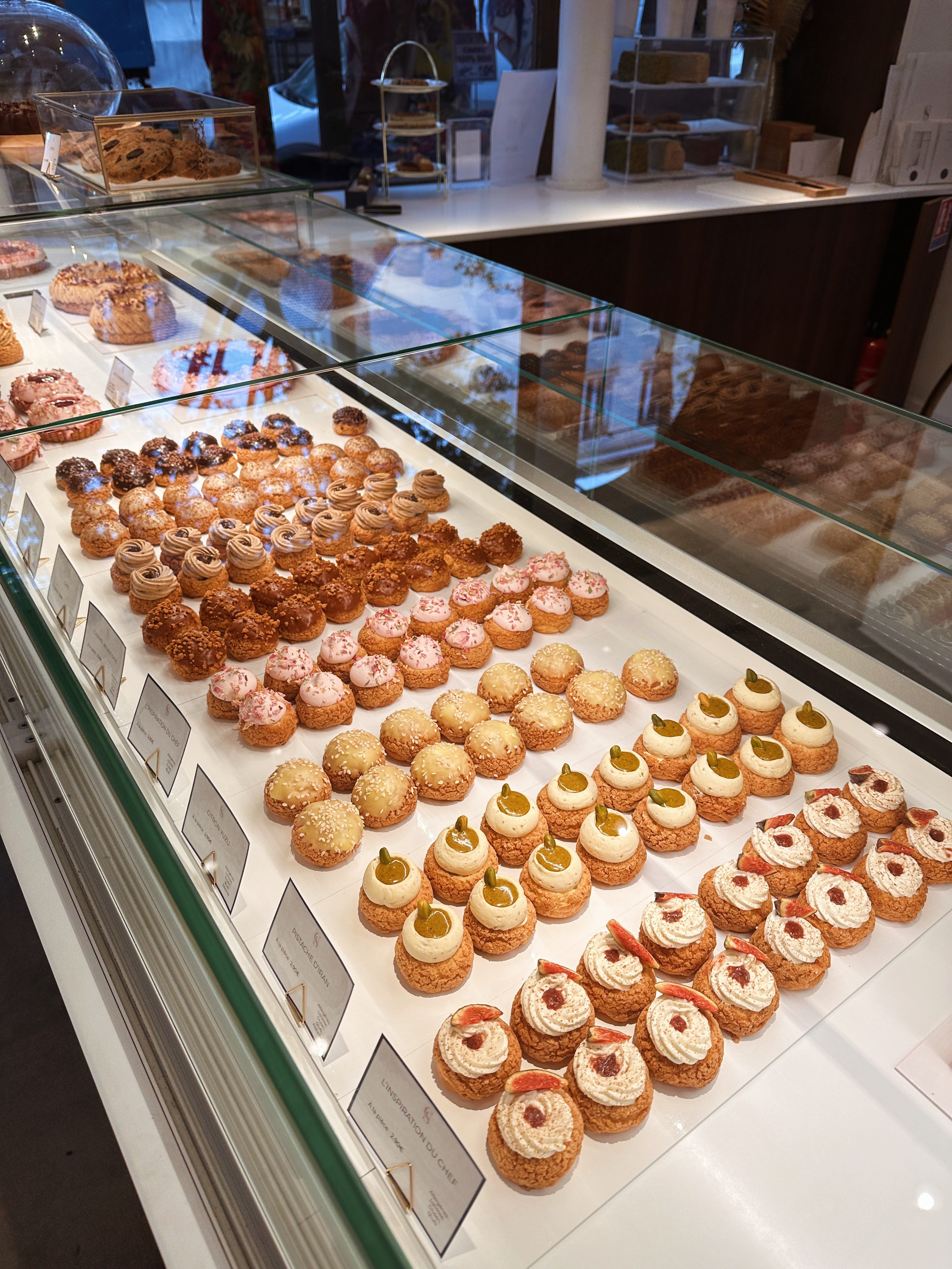 Adresses sucrées à Paris - by Jaíne Mackievicz