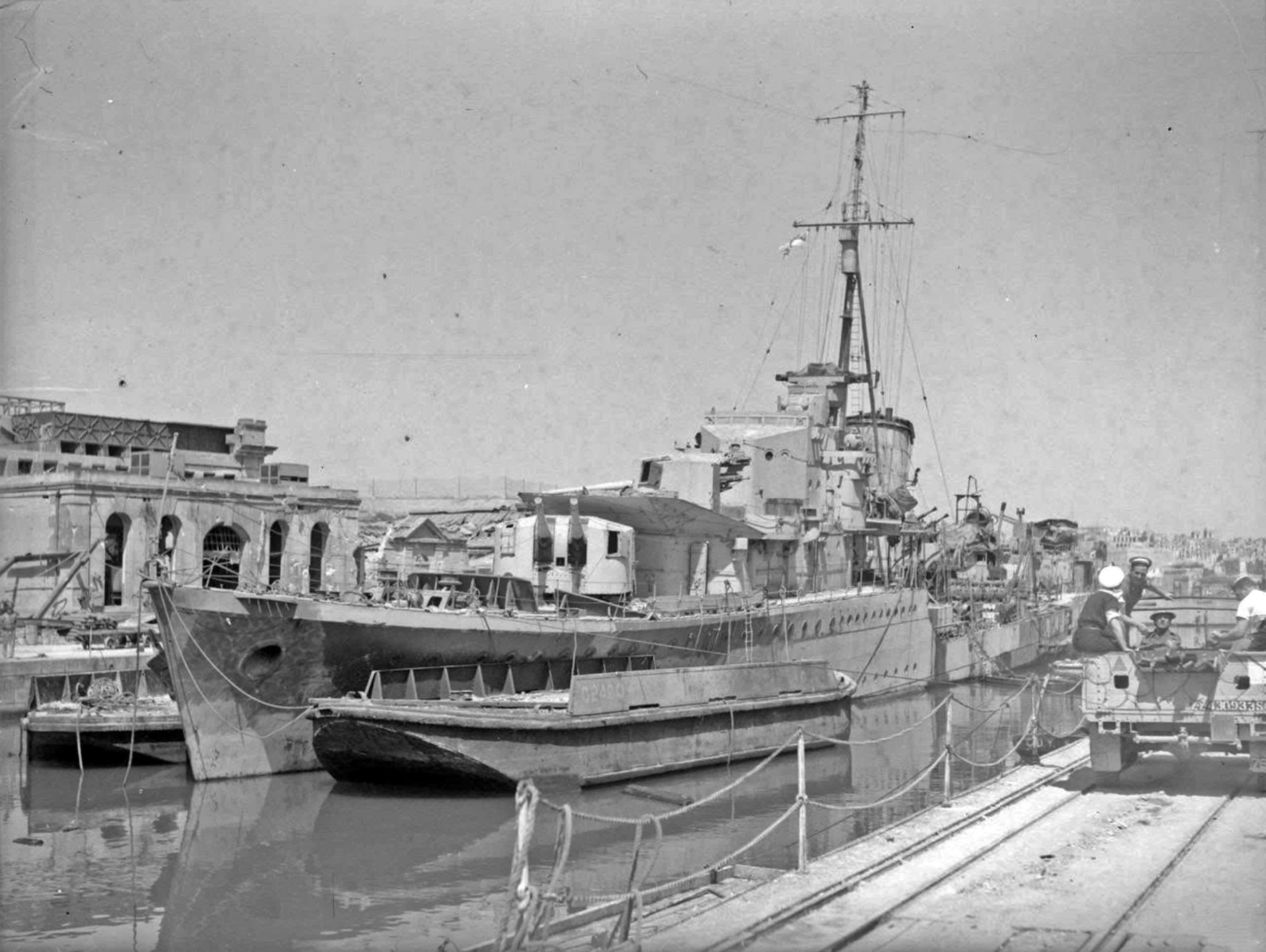 Malta awarded George Cross - by Martin Cherrett