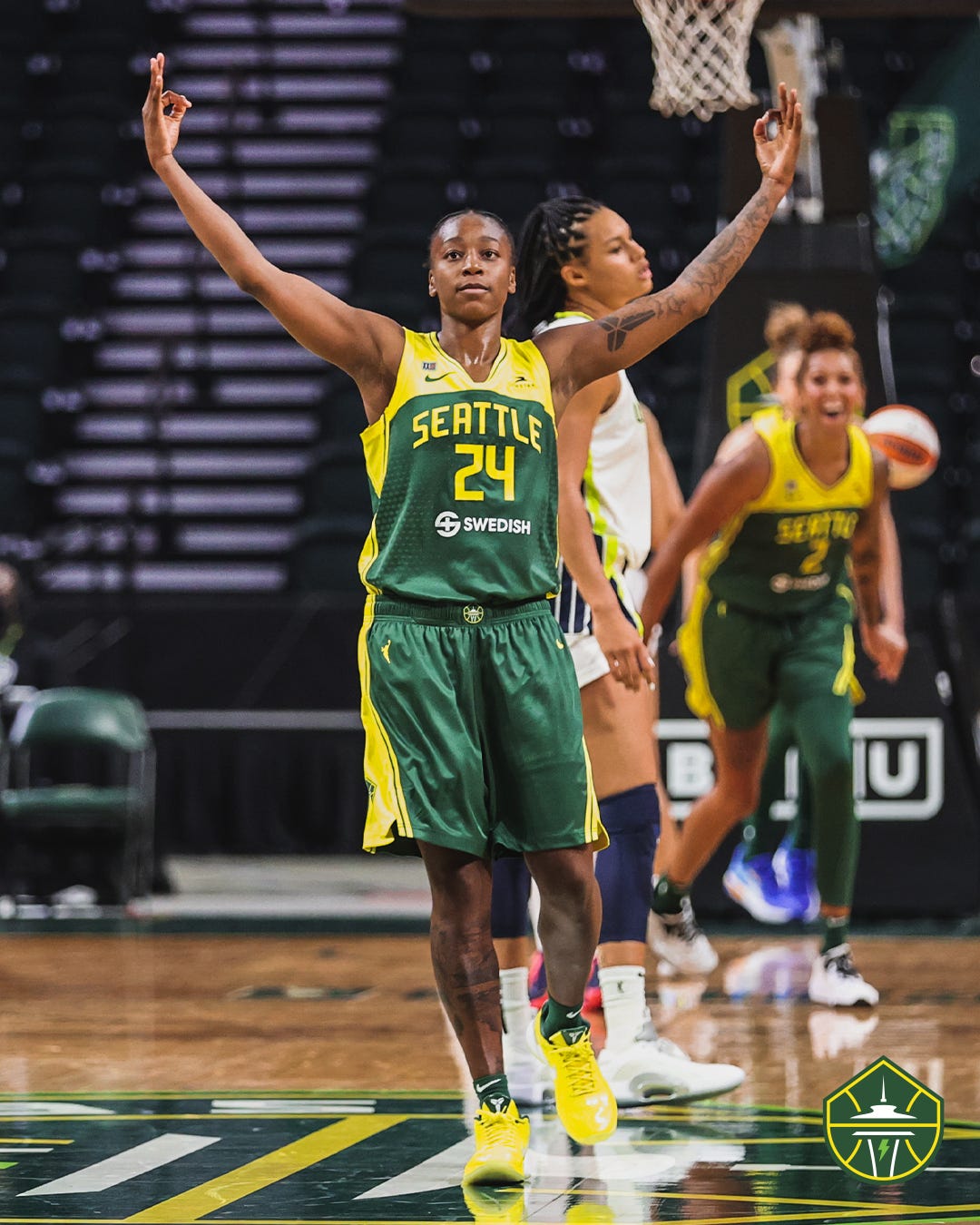 Jewell Loyd's buzzer three lifts Seattle above Dallas 105-102 in OT