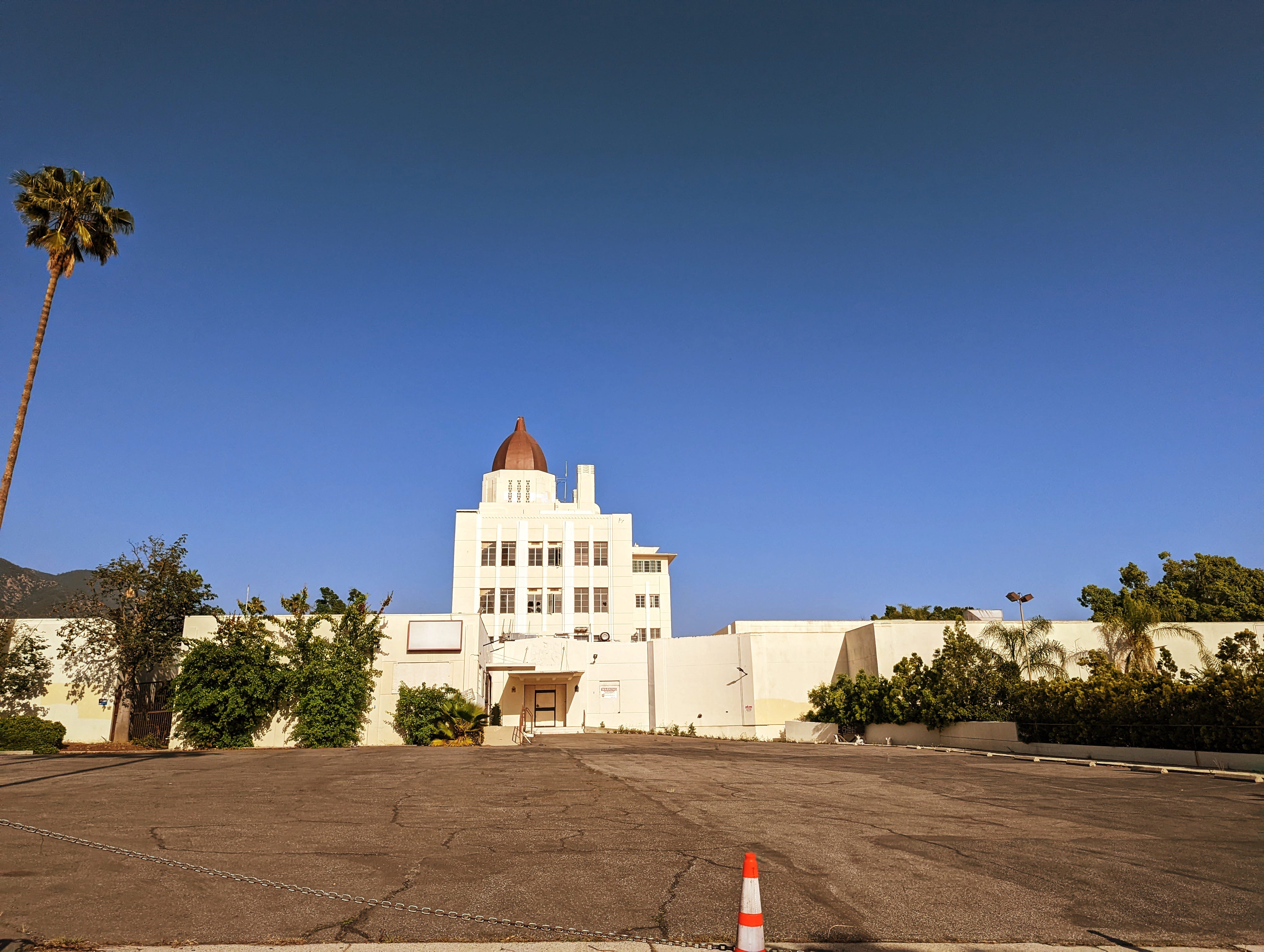 Exploring St. Luke Hospital, abandoned art deco jewel of Northeast Pasadena