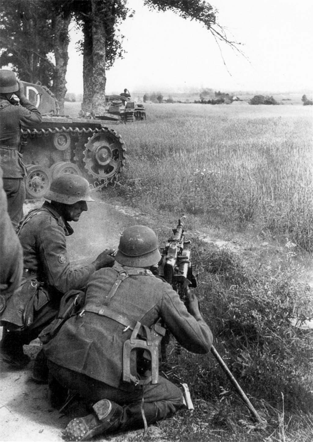Red Army attack on German lines - by Martin Cherrett
