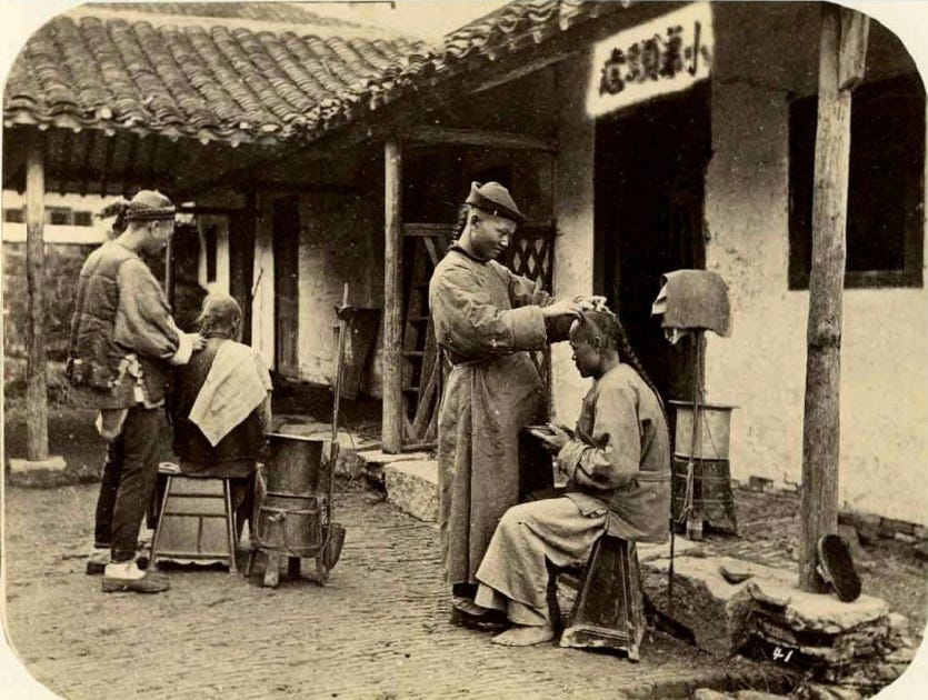 On queues and contract-enforcement through hair in the Qing dynasty
