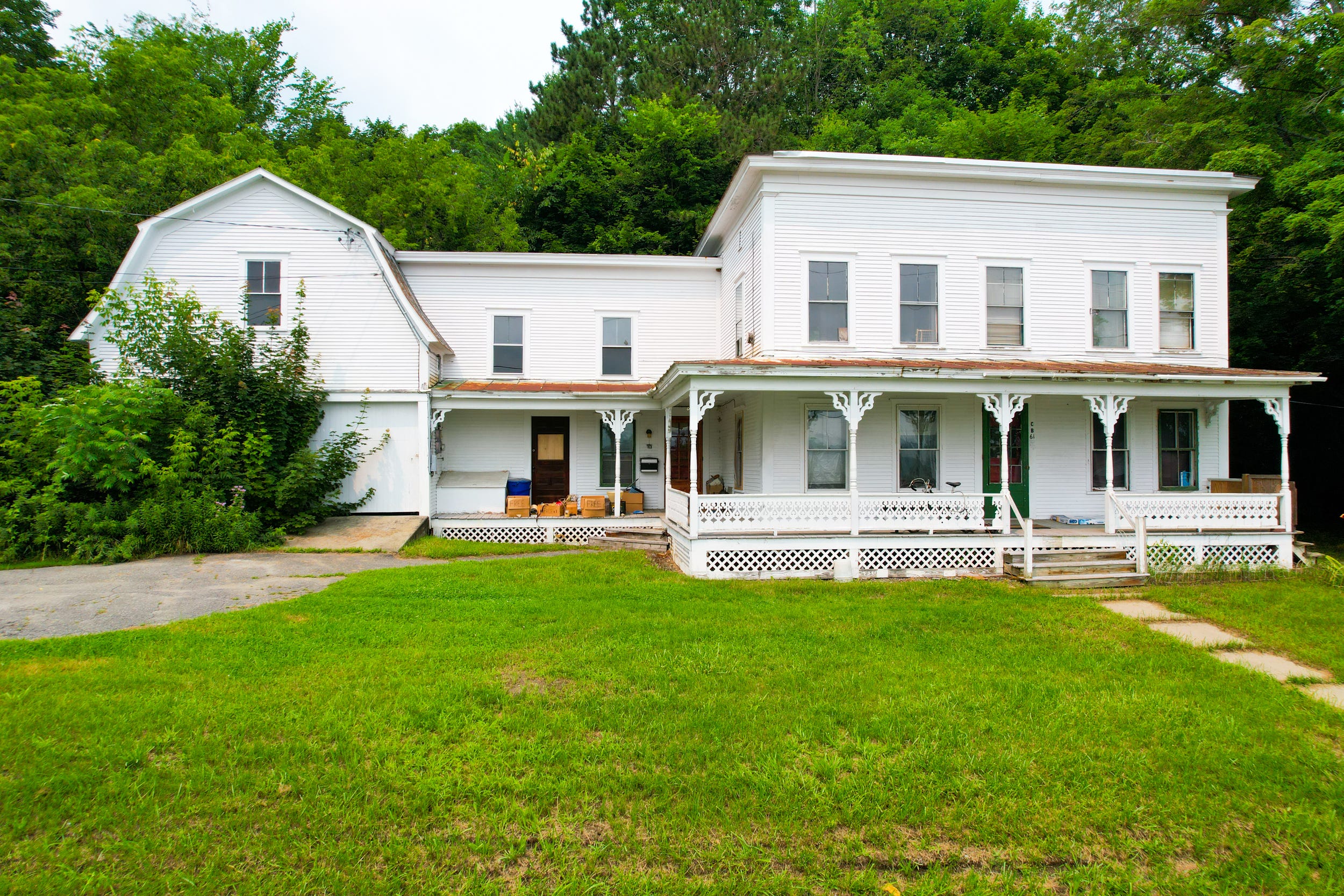 3-2-1: Do Cottage Courts Pencil Out?, Co-Living, & More