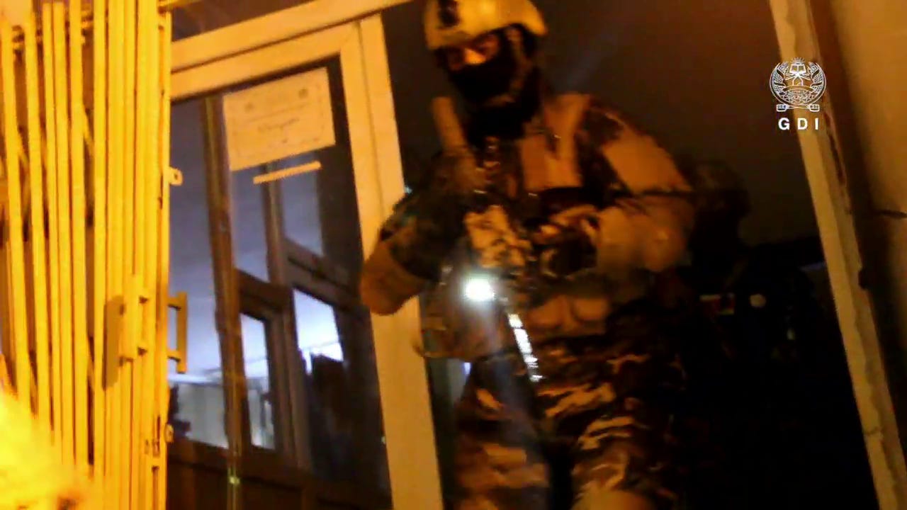 Weapons Used and Captured in Taliban GDI Raid Against Islamic State in ...