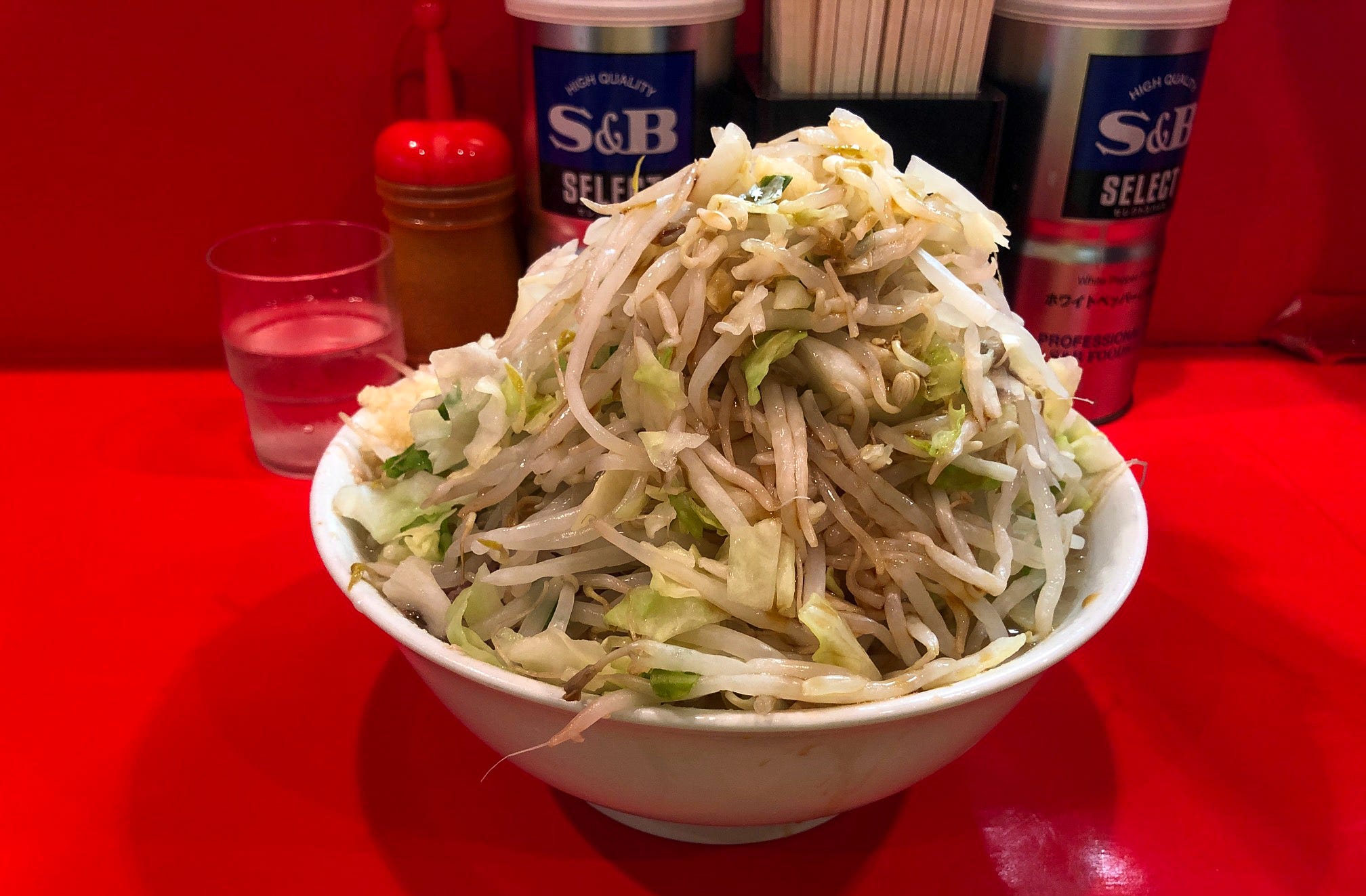 Ramen Jiro: Japan's Most Infamous Food Cult - Ramen Beast