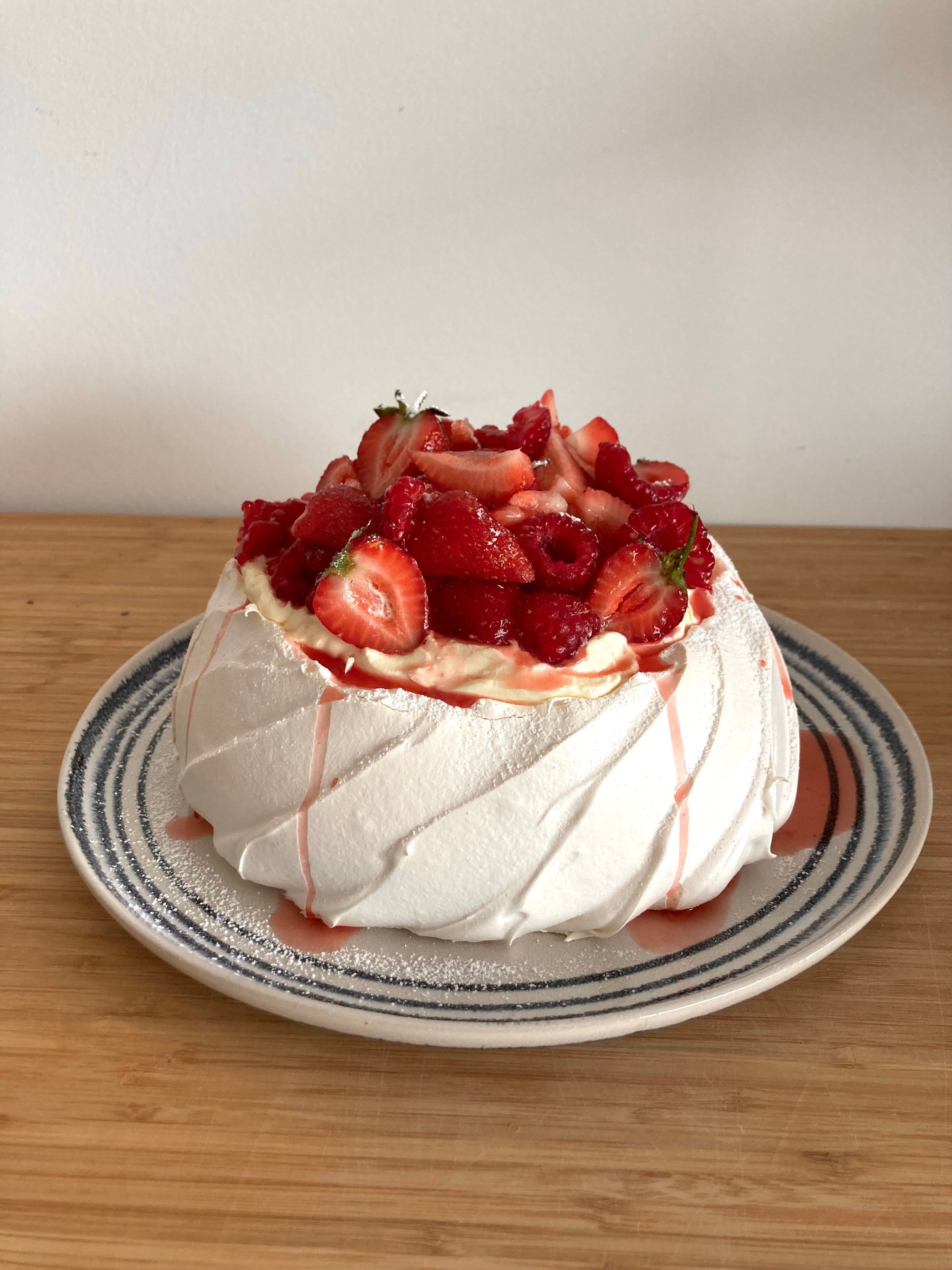 Kitchen Project #36: Pavlova 101 - by Nicola Lamb