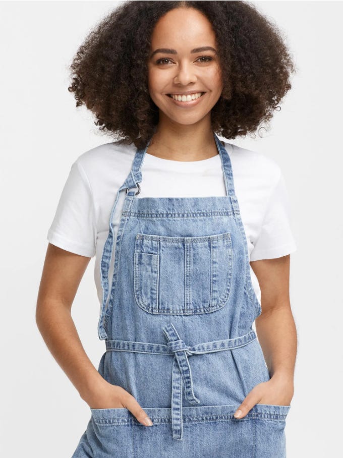 The mission for the best apron (part 2) - by Samantha