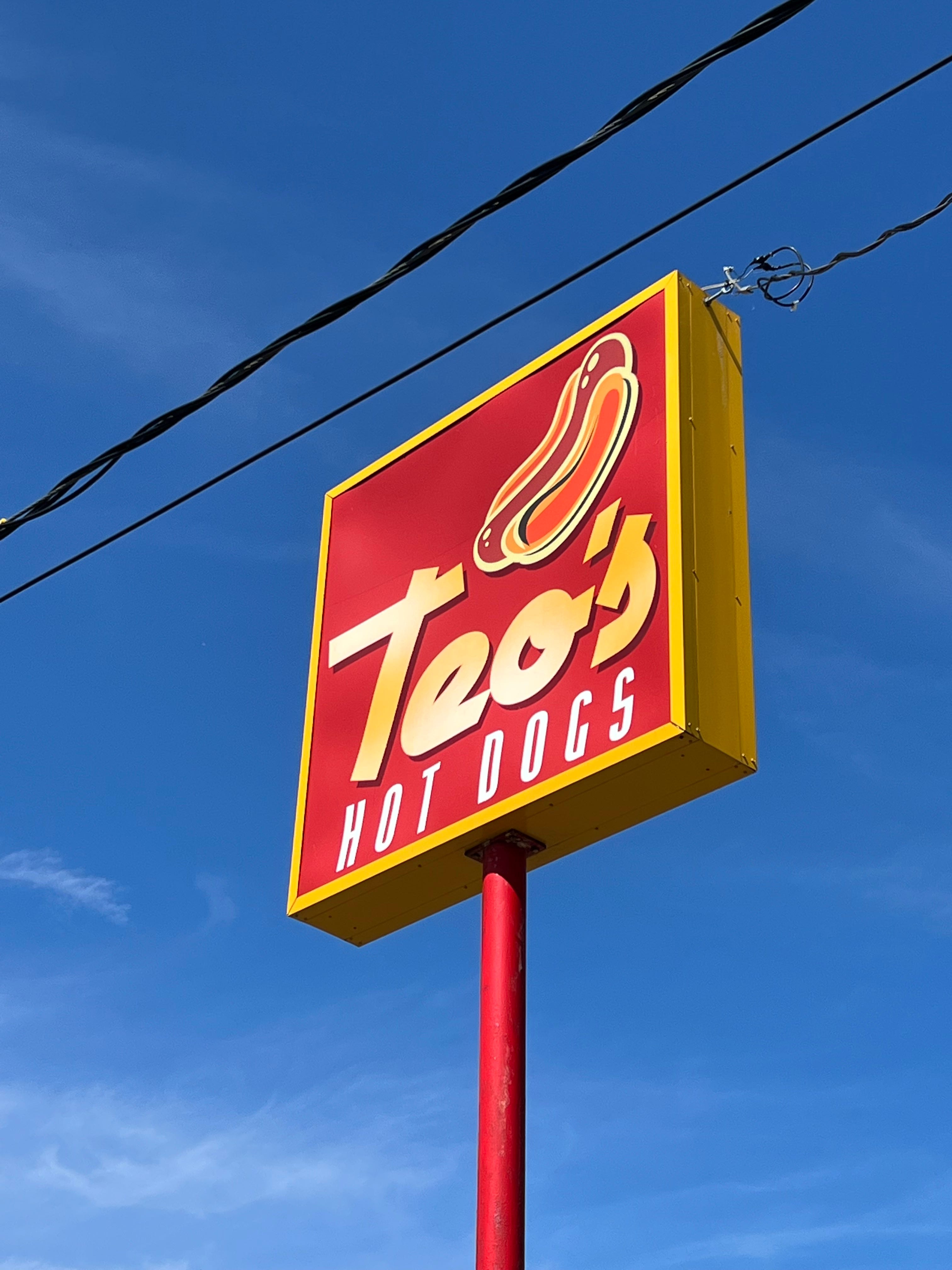Field Report: Teo's Hot Dogs - The Mix with Robert Simonson