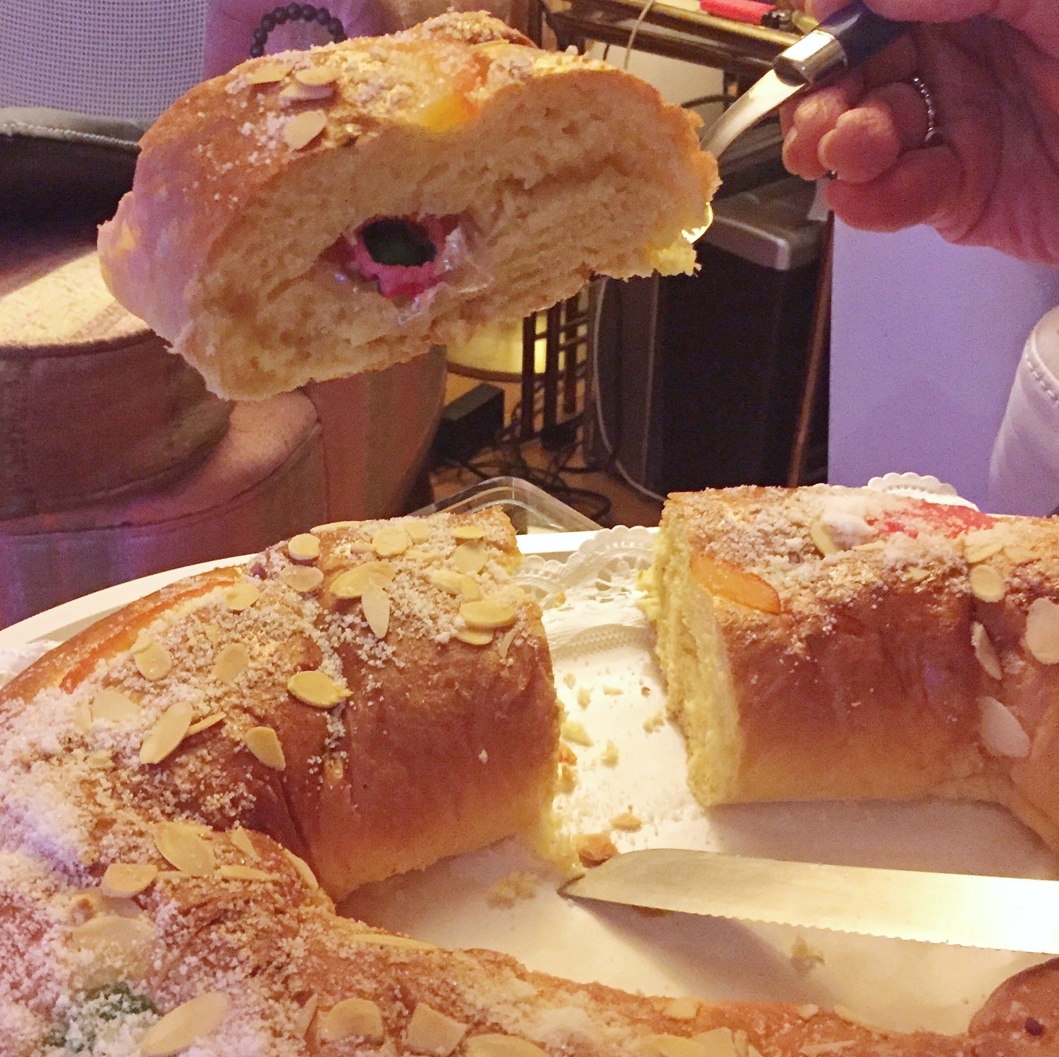 Roscón de Reyes, the king of Spanish holiday treats