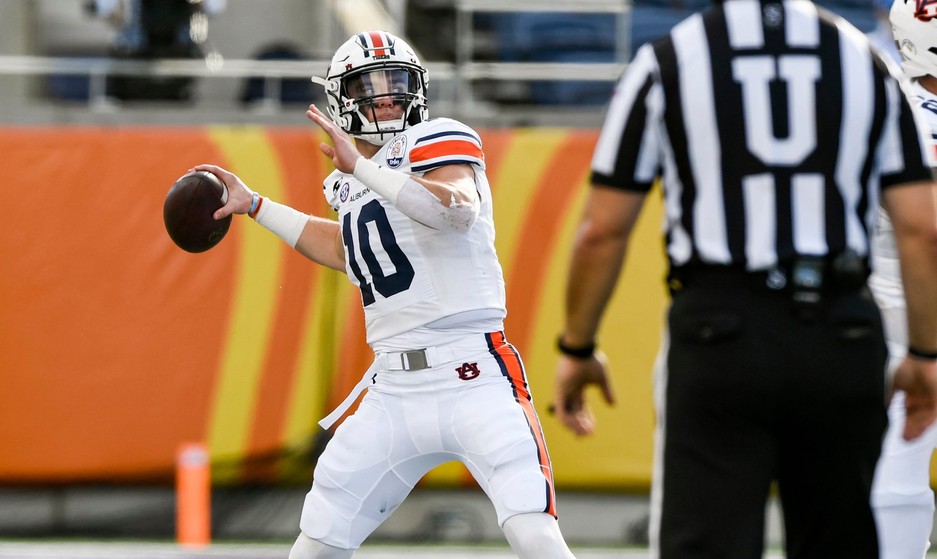 What Bryan Harsin and Mike Bobo's past might tell us about Bo Nix's ...