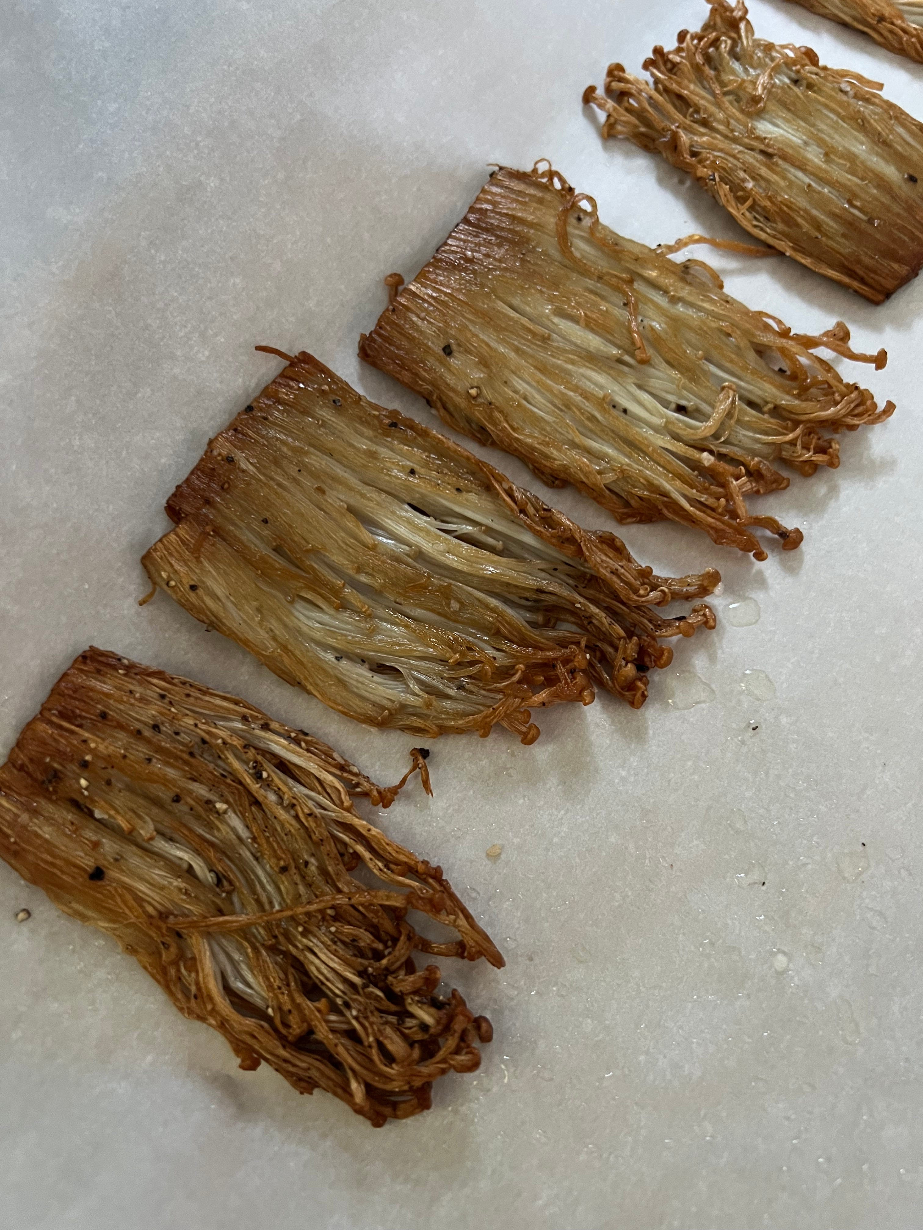 Nancy's 팽이버섯 / Paengi-Beoseot / Paengi Mushroom