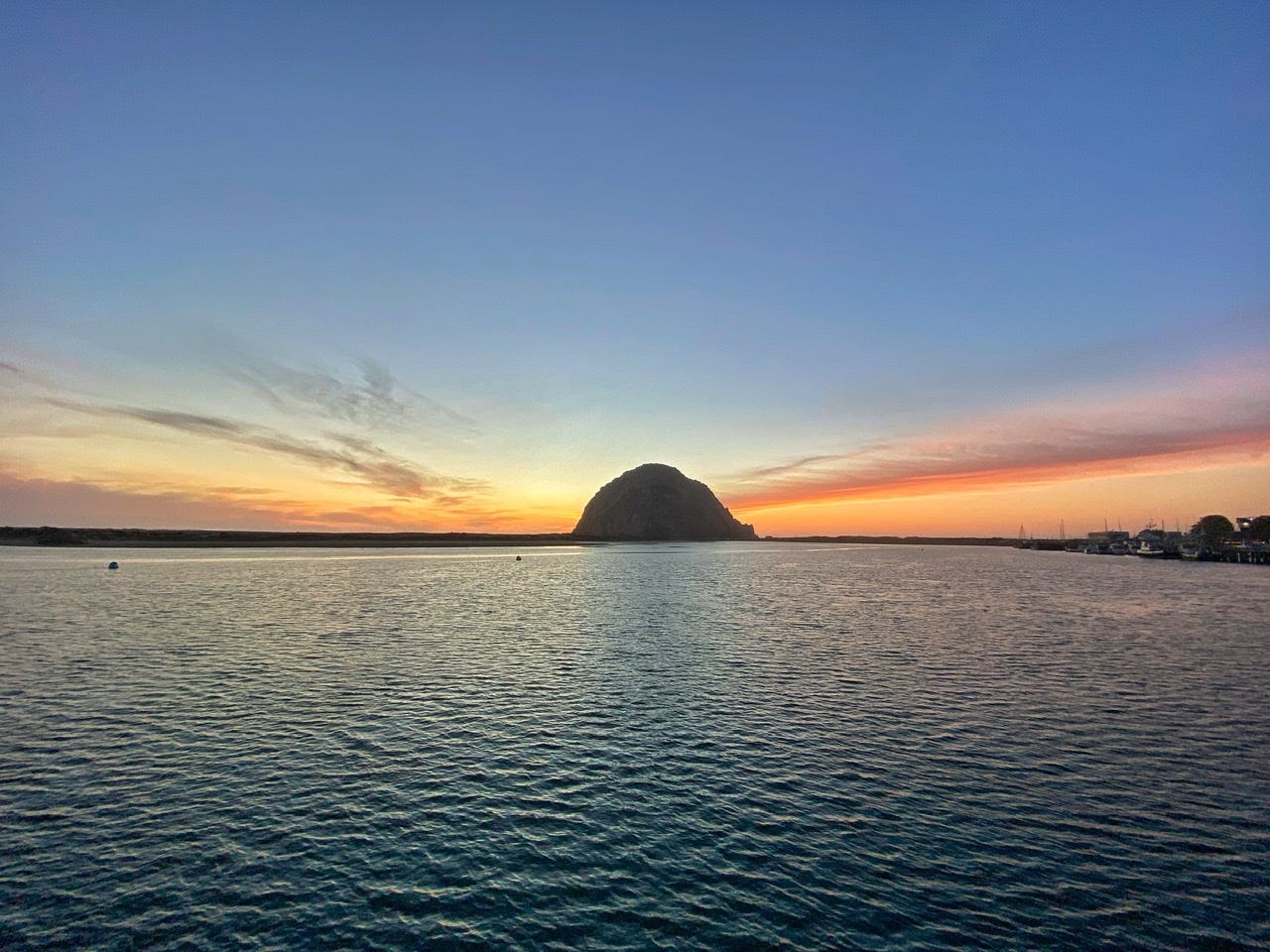 Volcanic Ghosts - Tom Ryan, Author