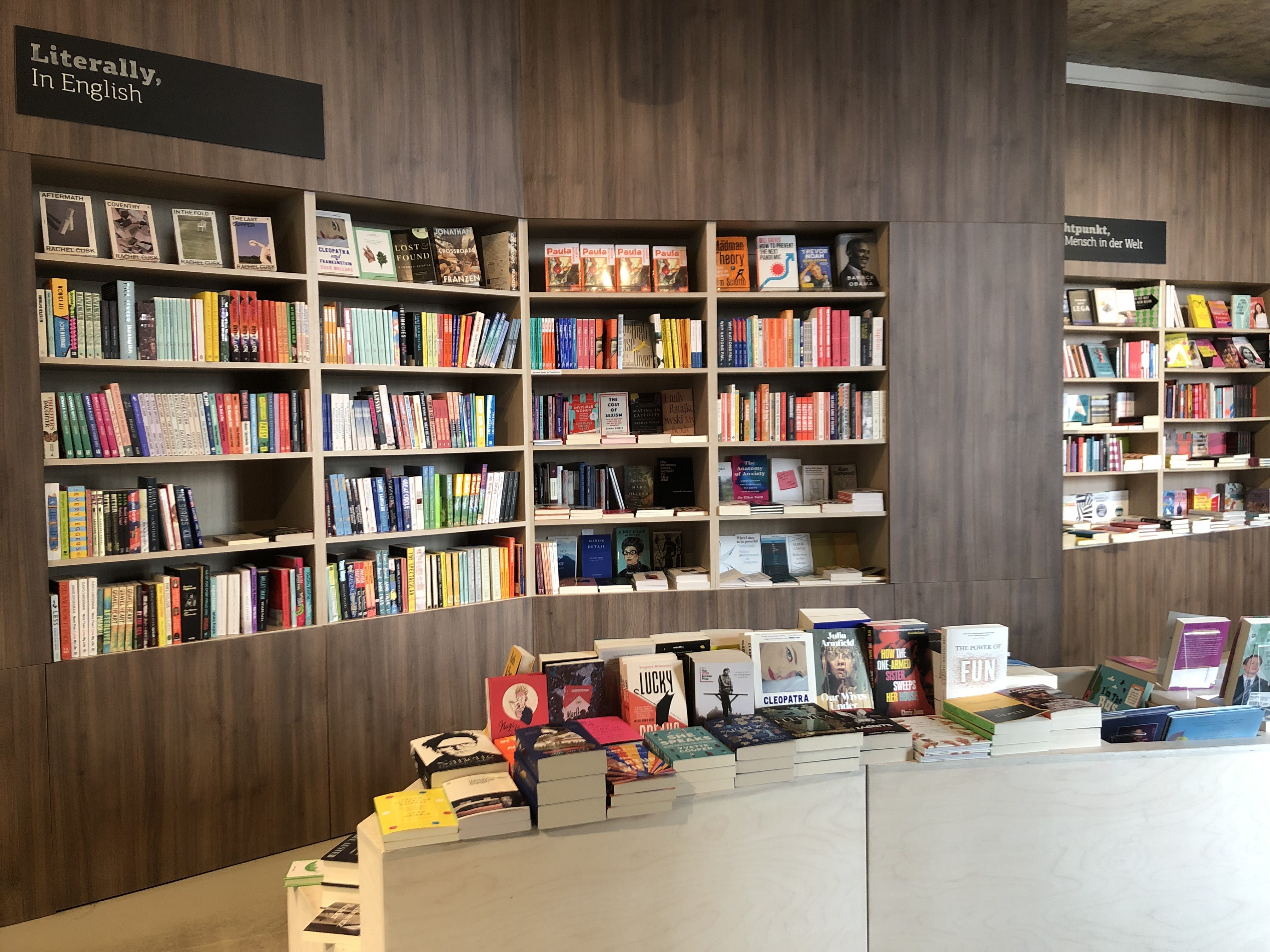 Ursina's Shelf - Berlin for book lovers - Ursina's Shelf