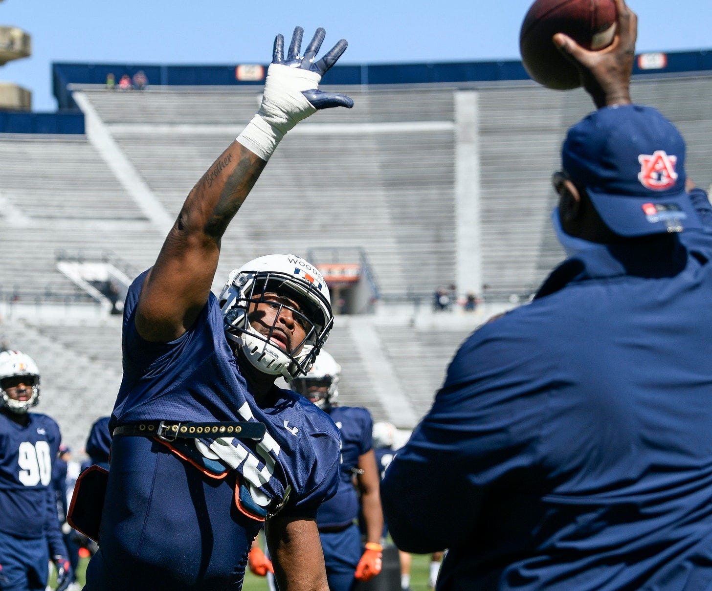 Why reigniting the pass rush must be a top priority for Auburn football ...